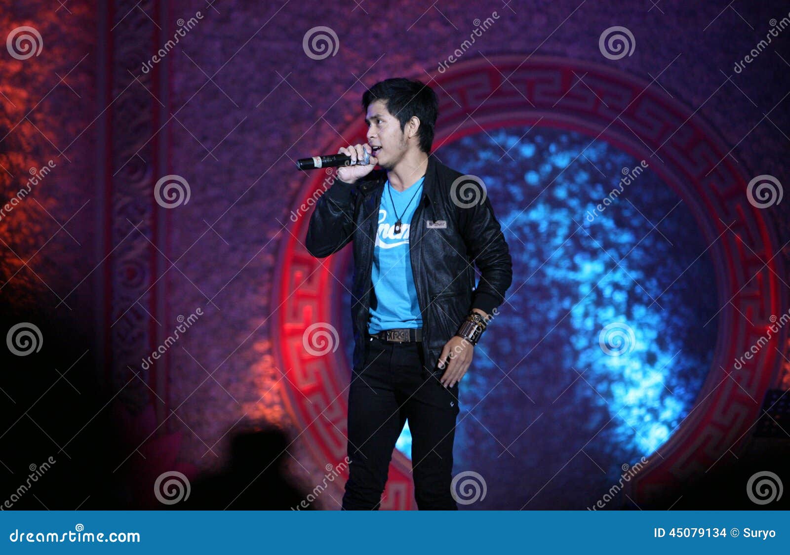 Singer editorial stock image. Image of songs, indonesia - 45079134