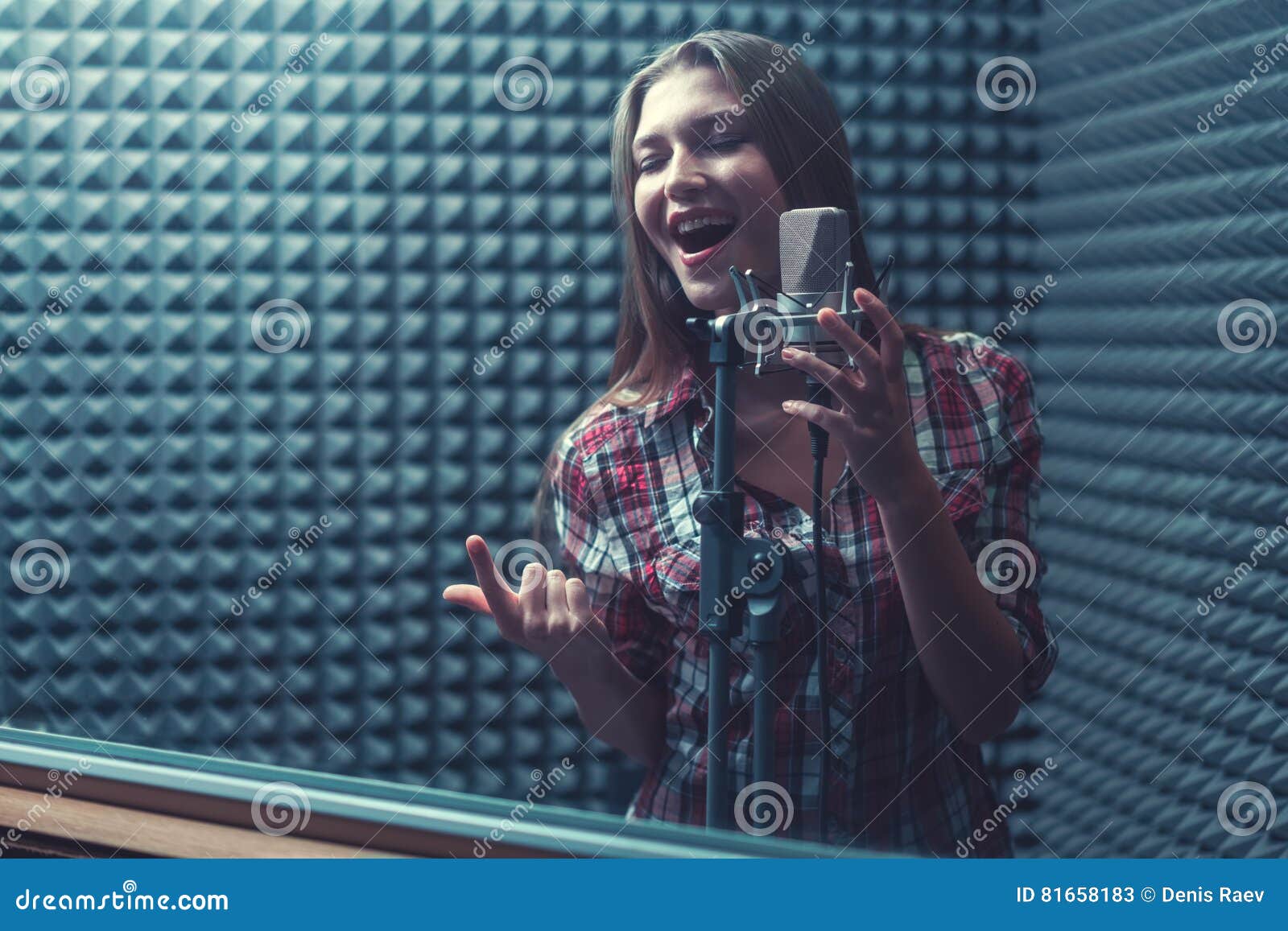 Singer stock image. Image of entertainment, recording - 81658183