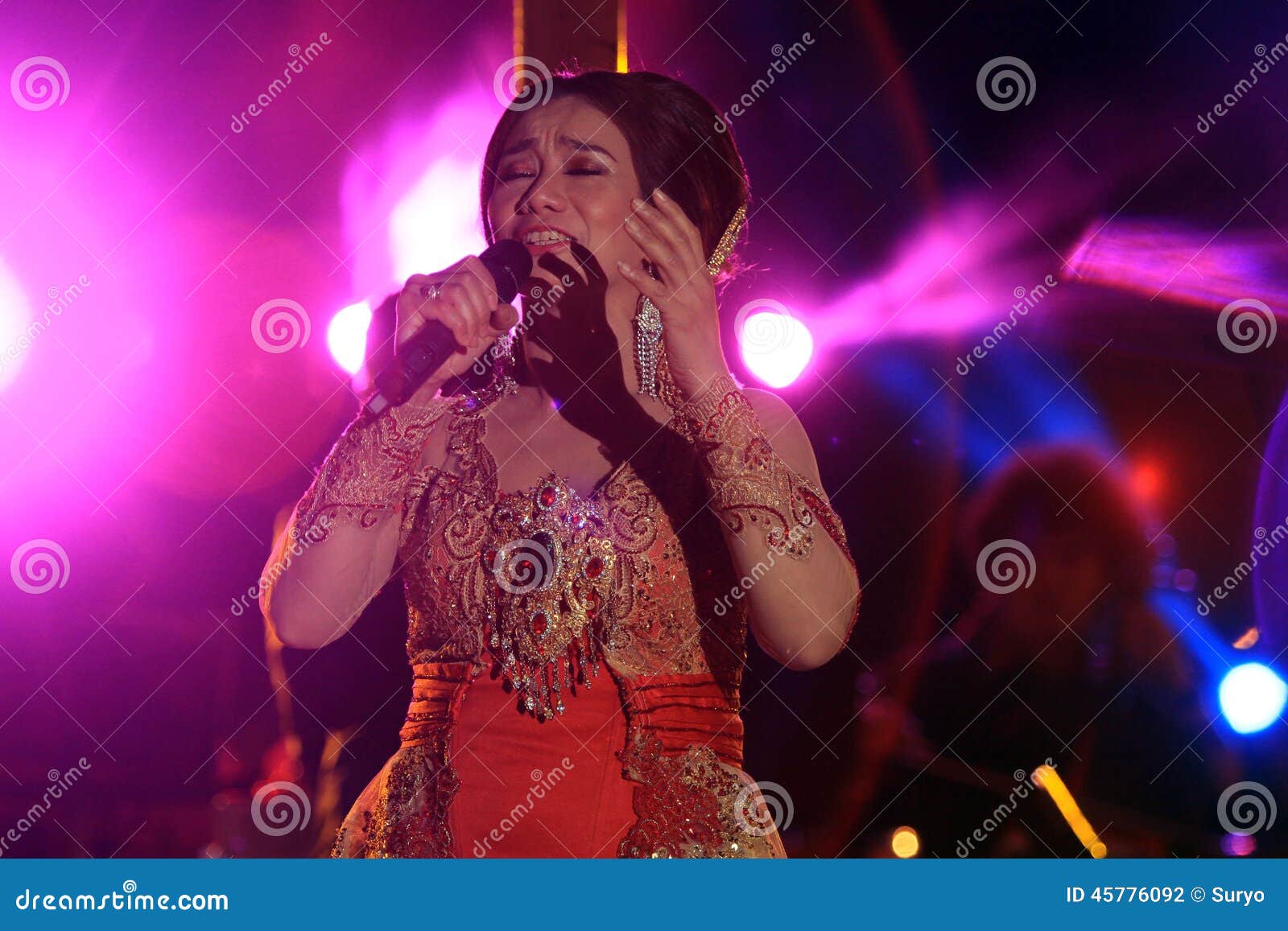 Singer editorial photography. Image of indonesia, sing - 45776092