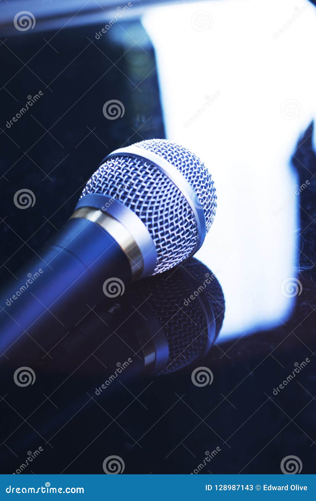 Singers Concert Stage Microphone Stock Image - Image of speech, sound ...