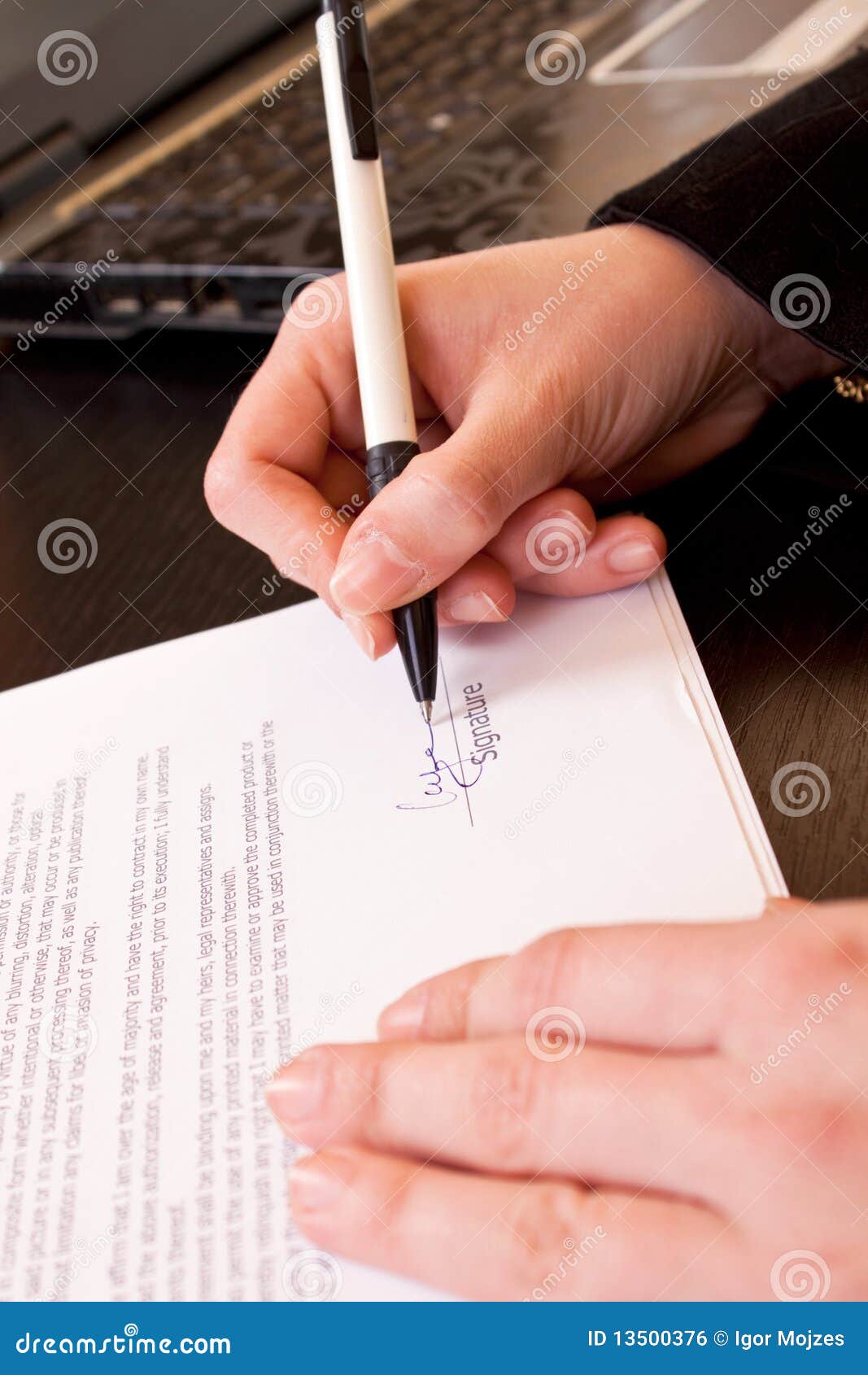 Singing the contract stock photo. Image of legal, financial - 13500376