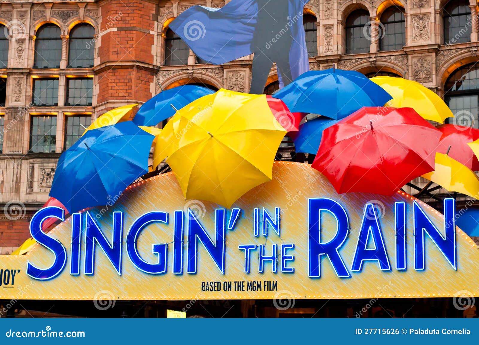 Singing in the Rain Show - West End, London Editorial Photo - Image of ...