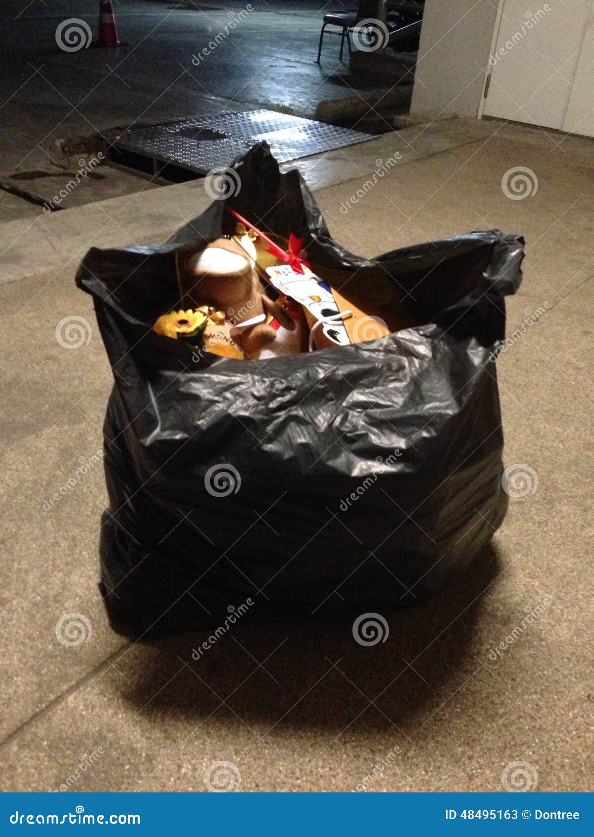 Single bag of trash stock image. Image of pollution, single - 48495163