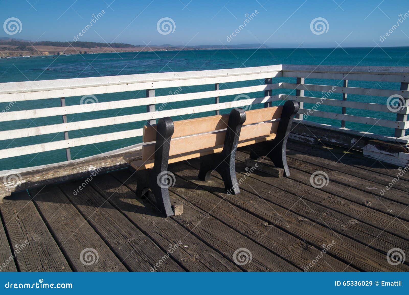 Single Bench on Pier in California Stock Image - Image of pier, walkway ...