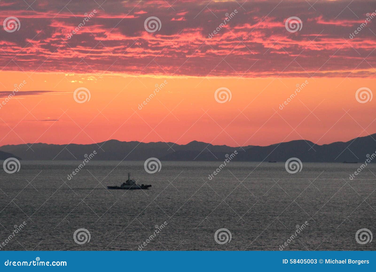 Single Boat at Sunset in Japan Stock Image - Image of water, boat: 58405003