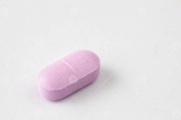 Single tablet or pill stock image. Image of immune, caplet - 177041617