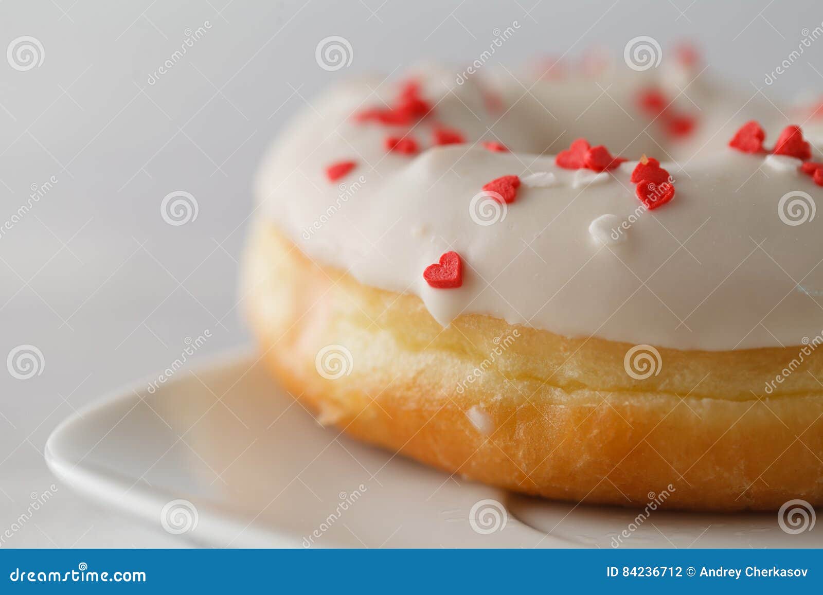 Single Elegant Donuts on Plate Stock Photo - Image of iced, baked: 84236712