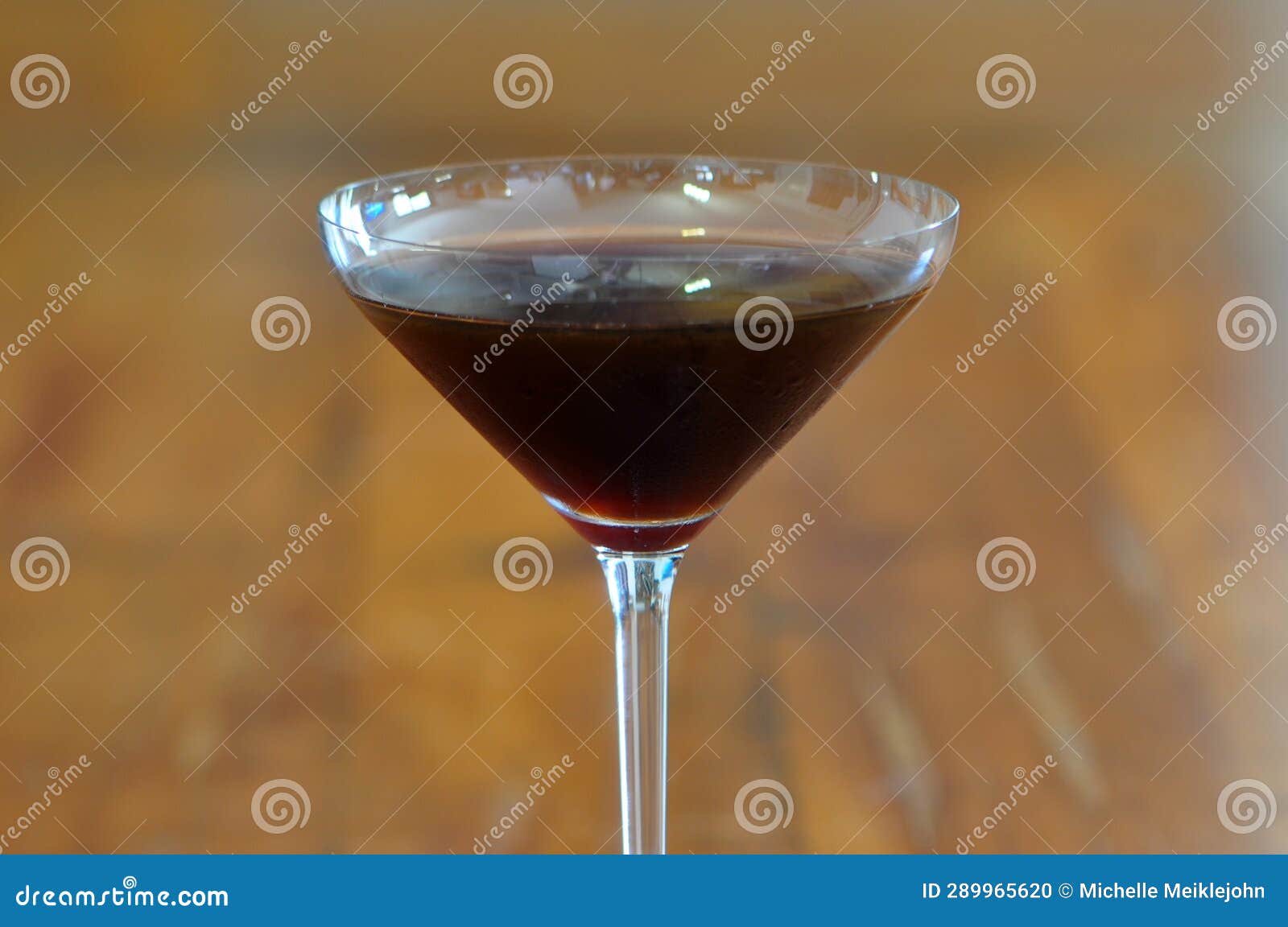 Single Expresso Martini Trendy Alcoholic Cocktail Drink Stock Photo ...