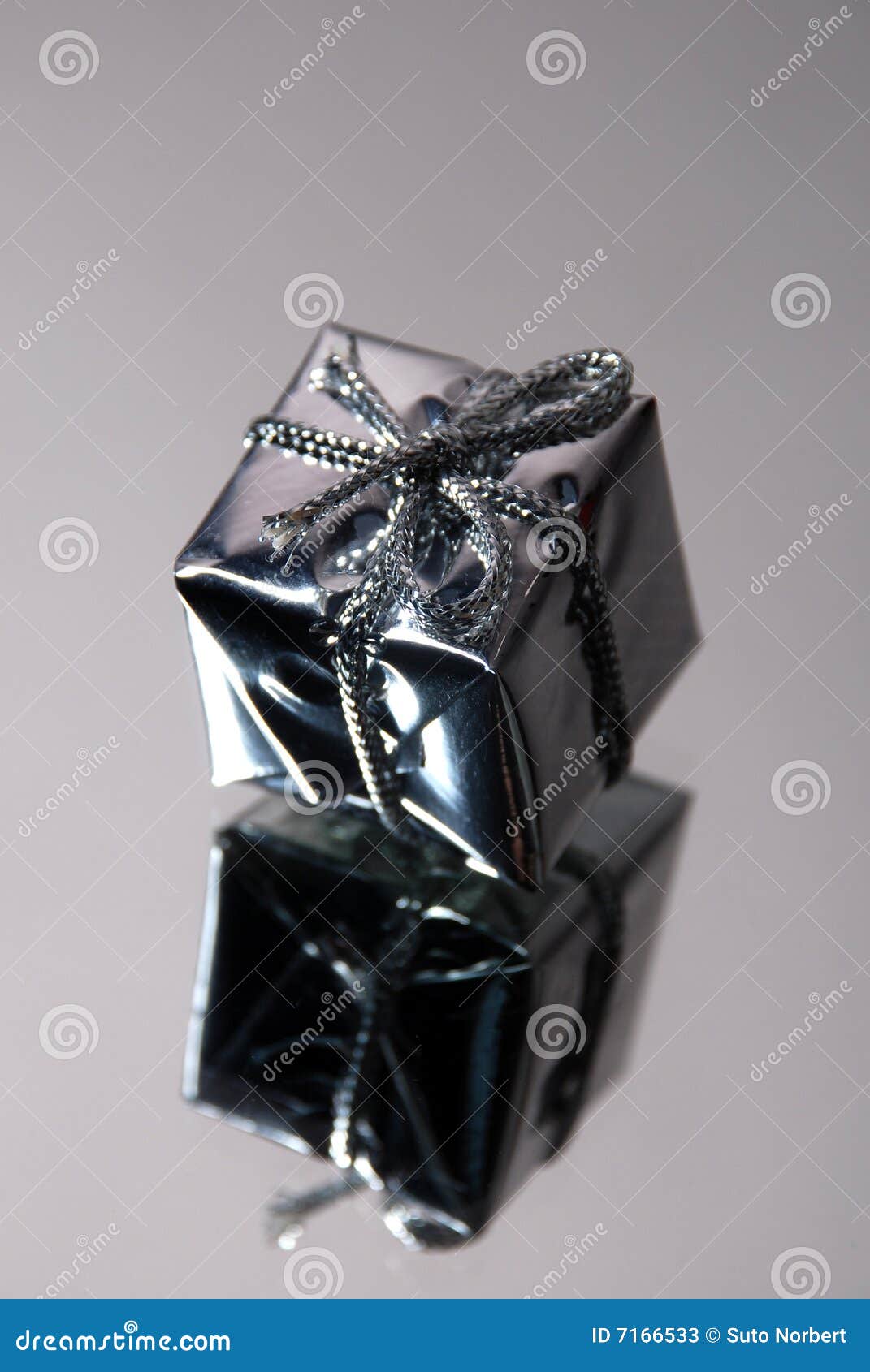 A single gift box stock image. Image of anniversary, wrap - 7166533