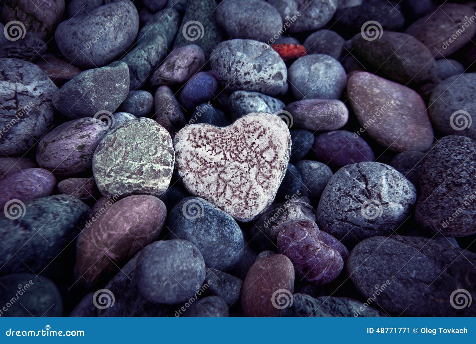 Single Heart on Black Pebble Stones Stock Image - Image of mother ...