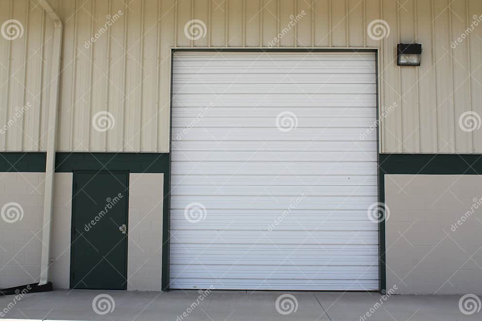 Single Loading Dock for Trucks Stock Photo - Image of semi, door: 16142672