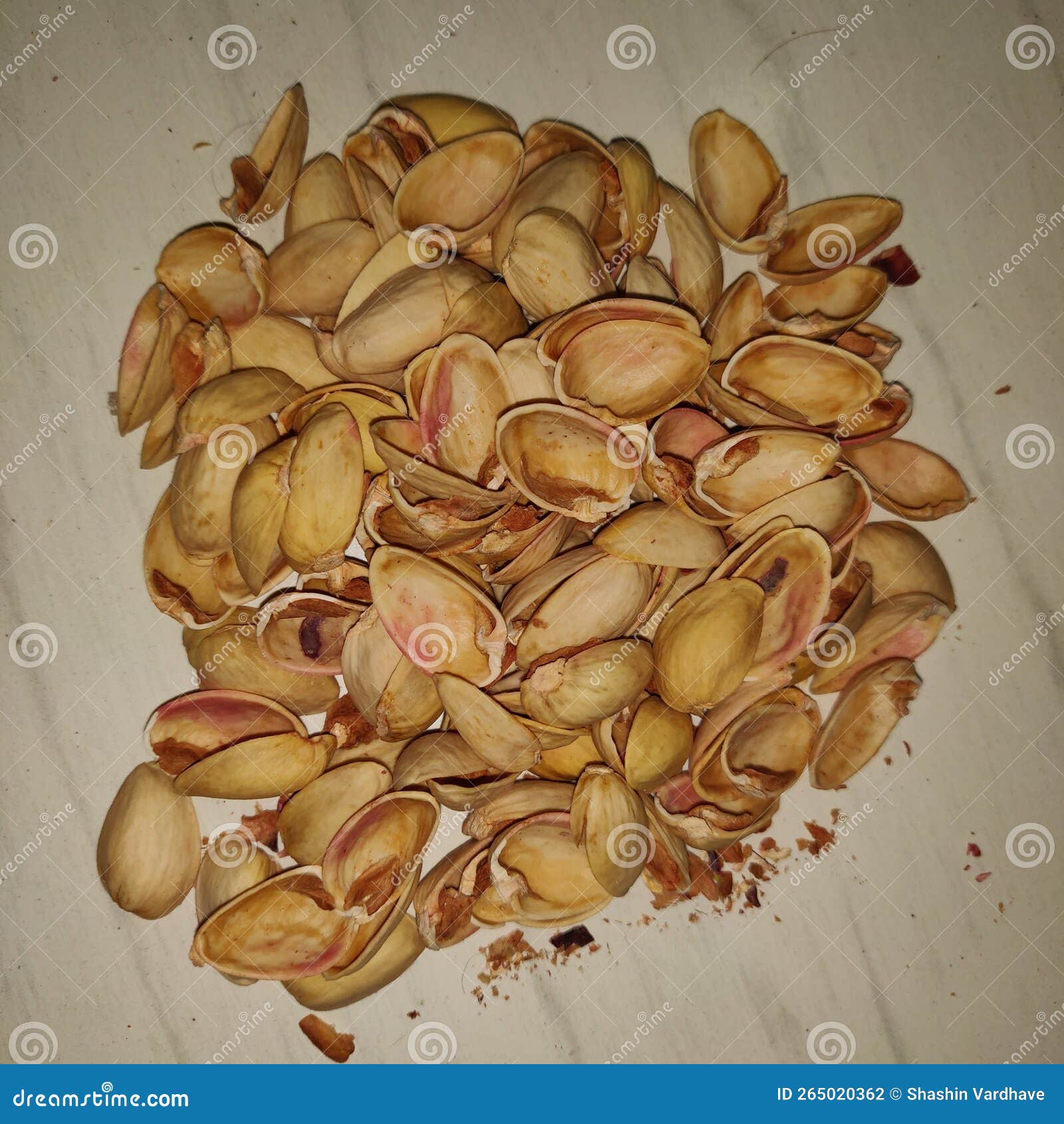 Single Nut Pistachio Shells, Mumbai Stock Photo - Image of shells ...