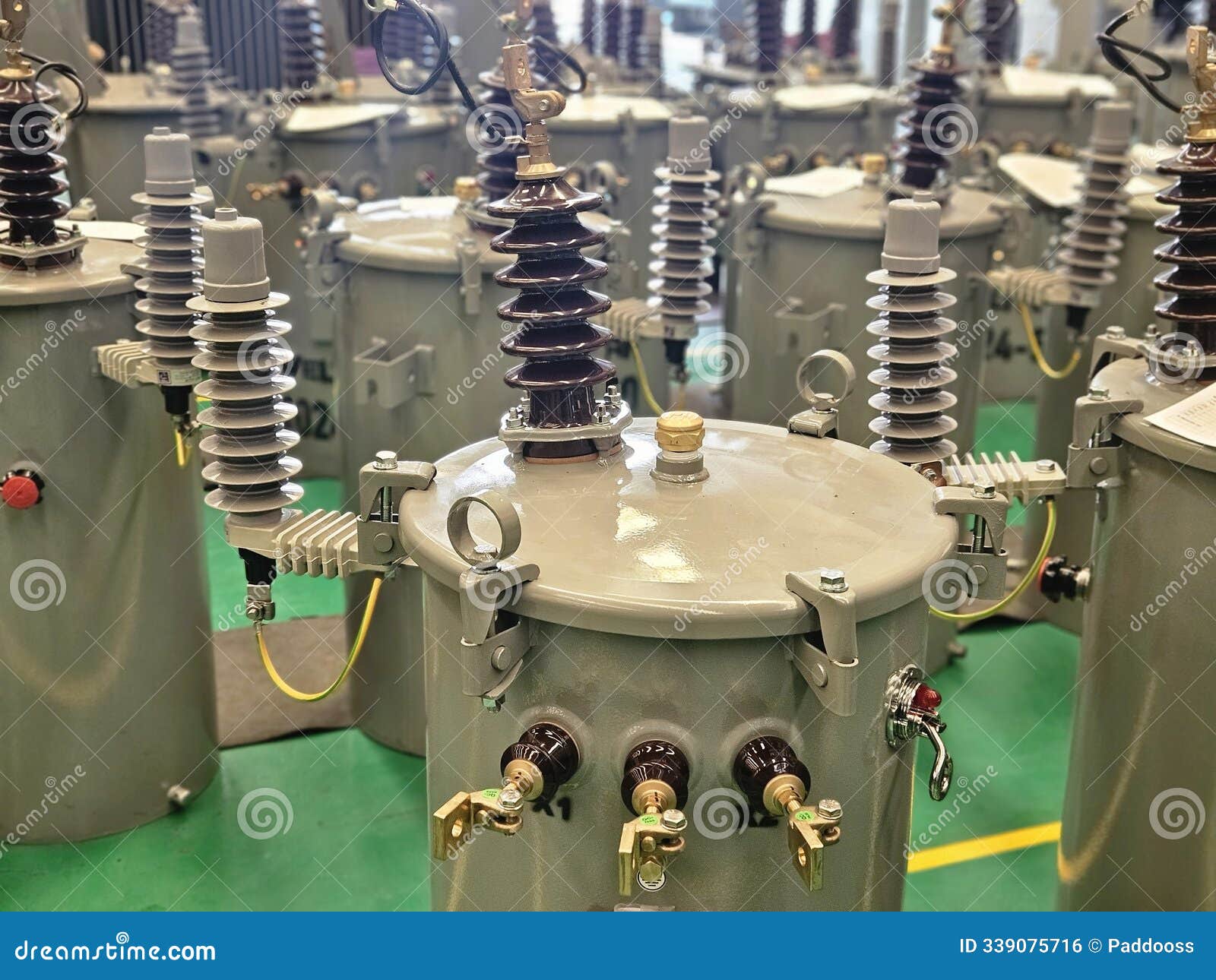 Single Phase Distribution Transformer Stock Photo - Image of insulator ...
