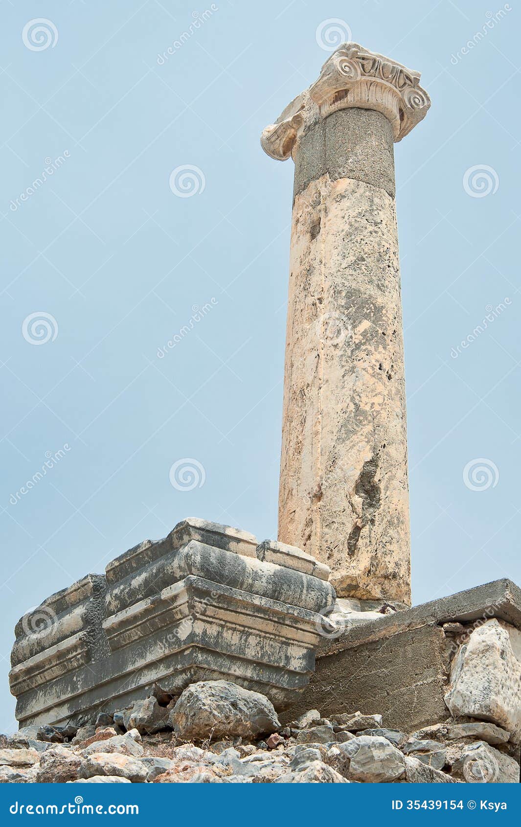 The Single Pillar of Ephesus,Turkey Stock Photo - Image of history ...