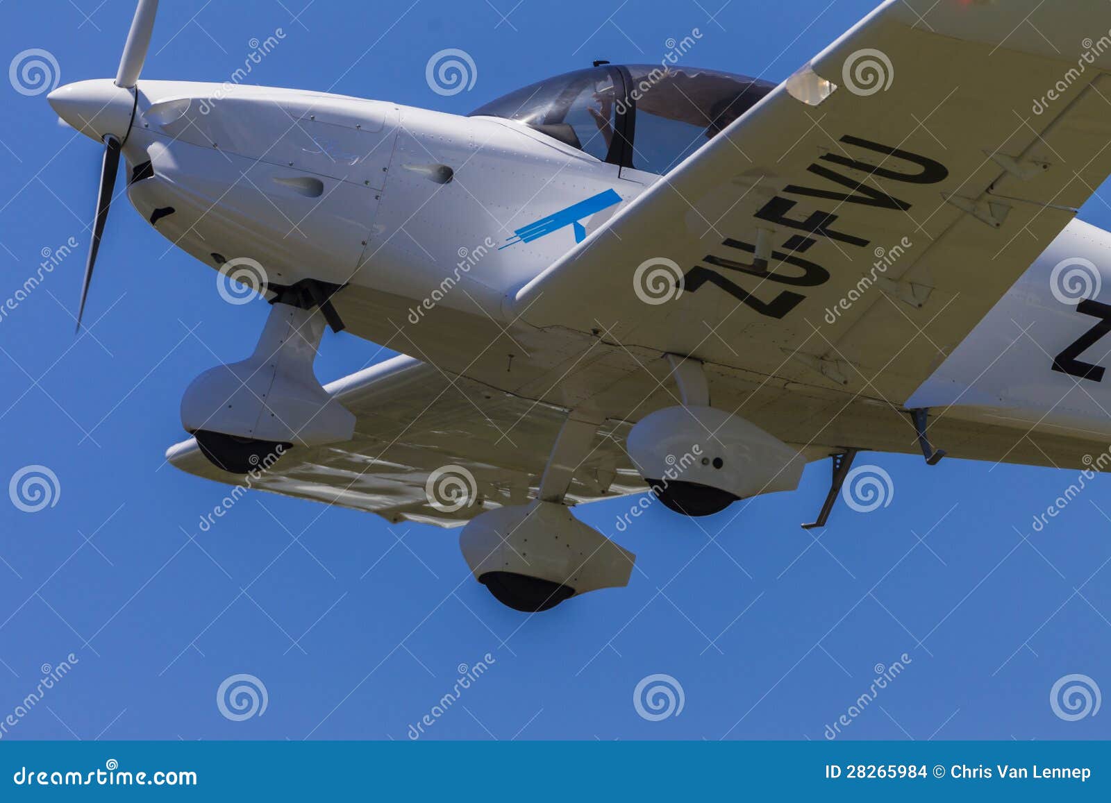 Single Propeller Aircraft Take-off Editorial Stock Image - Image of ...