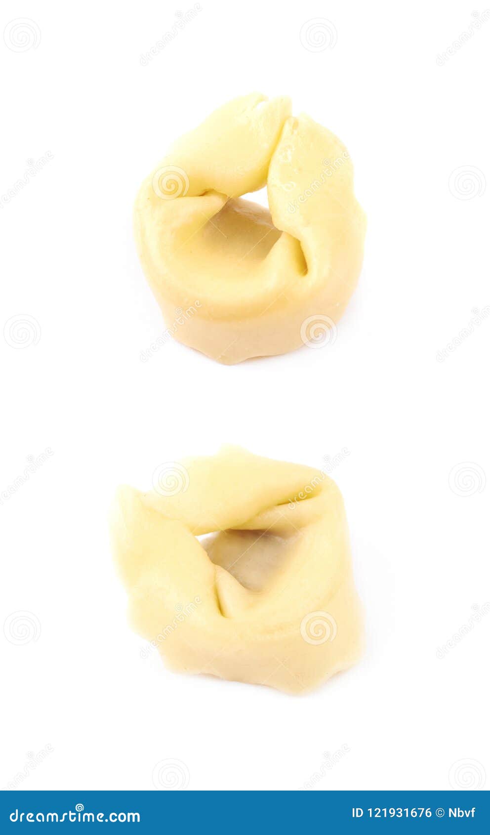 Single Ravioli Pasta Isolated Stock Photo - Image of healthy, dinner ...