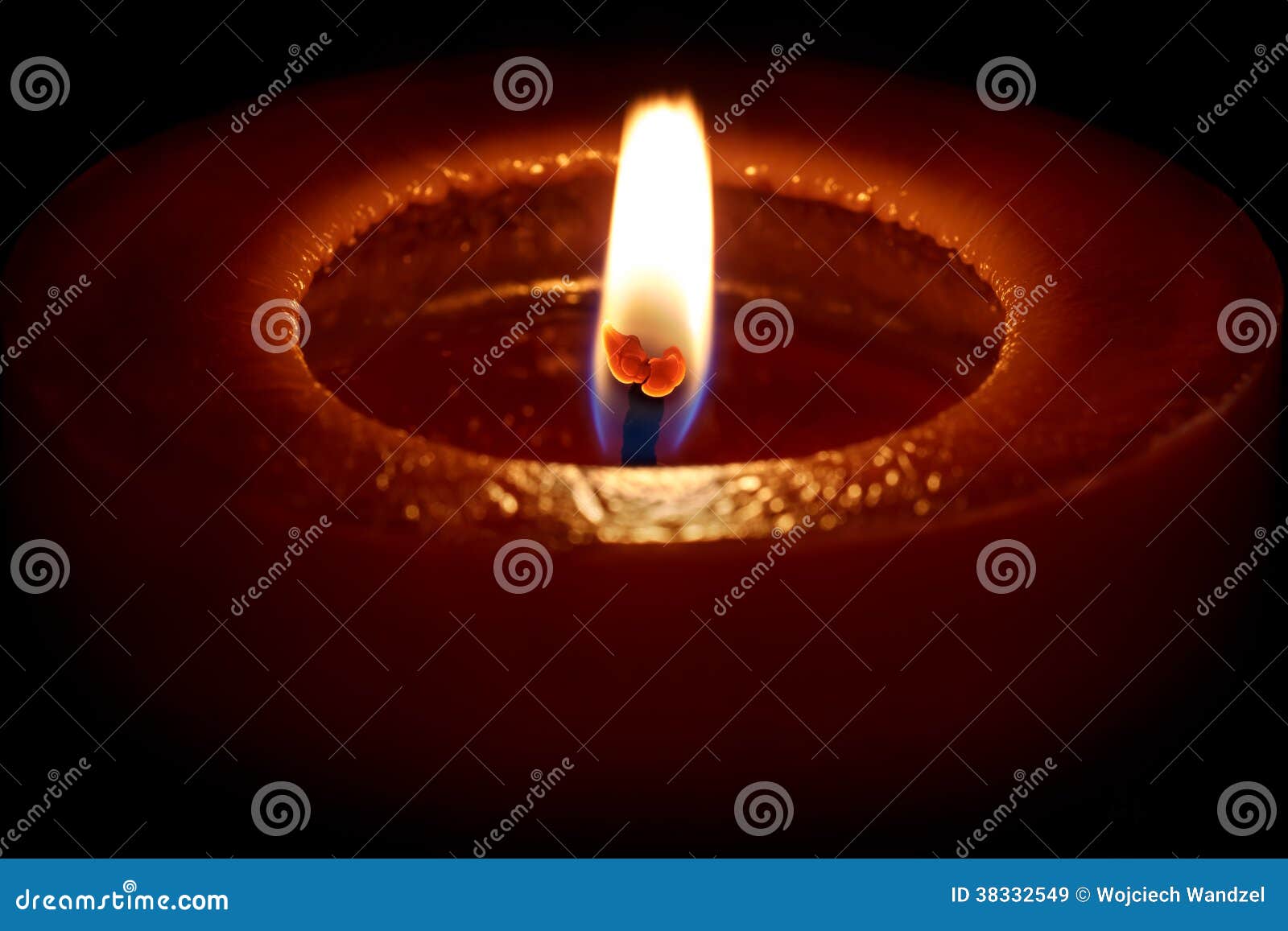 Single Red Macro Candle Light Stock Image - Image of candles, flame ...