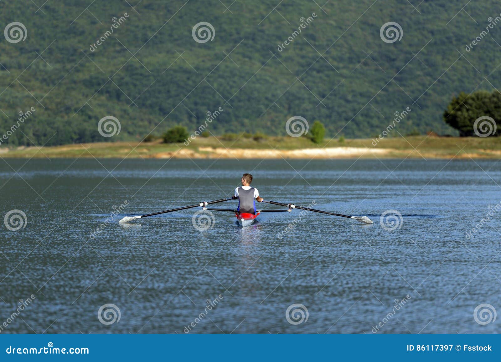 Single rower at sunrise stock image. Image of hobby, rowing - 86117397