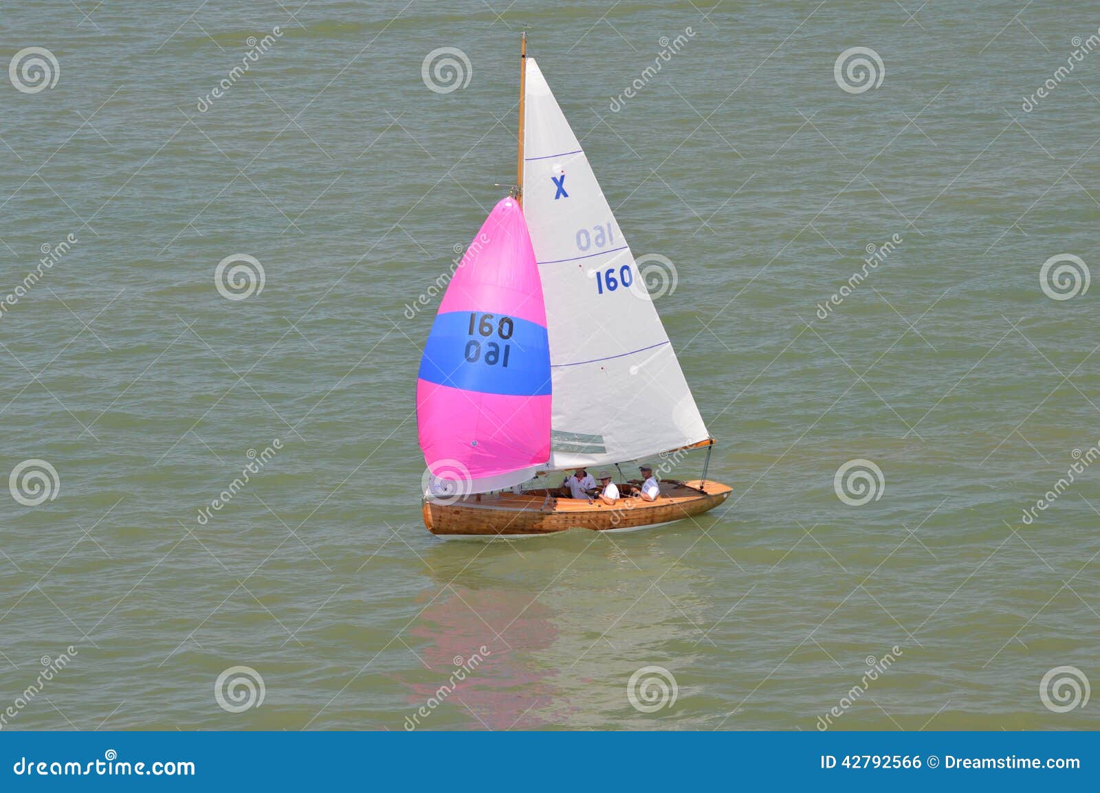 Single Sailing Boat editorial photo. Image of bout, bouy - 42792566