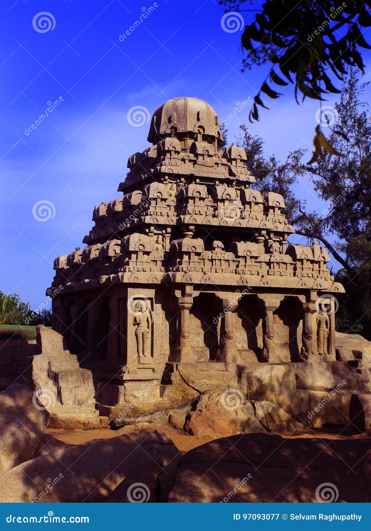 Single Stone Sculptured Hall in Mahabalipuram- Five Rathas Stock Image ...