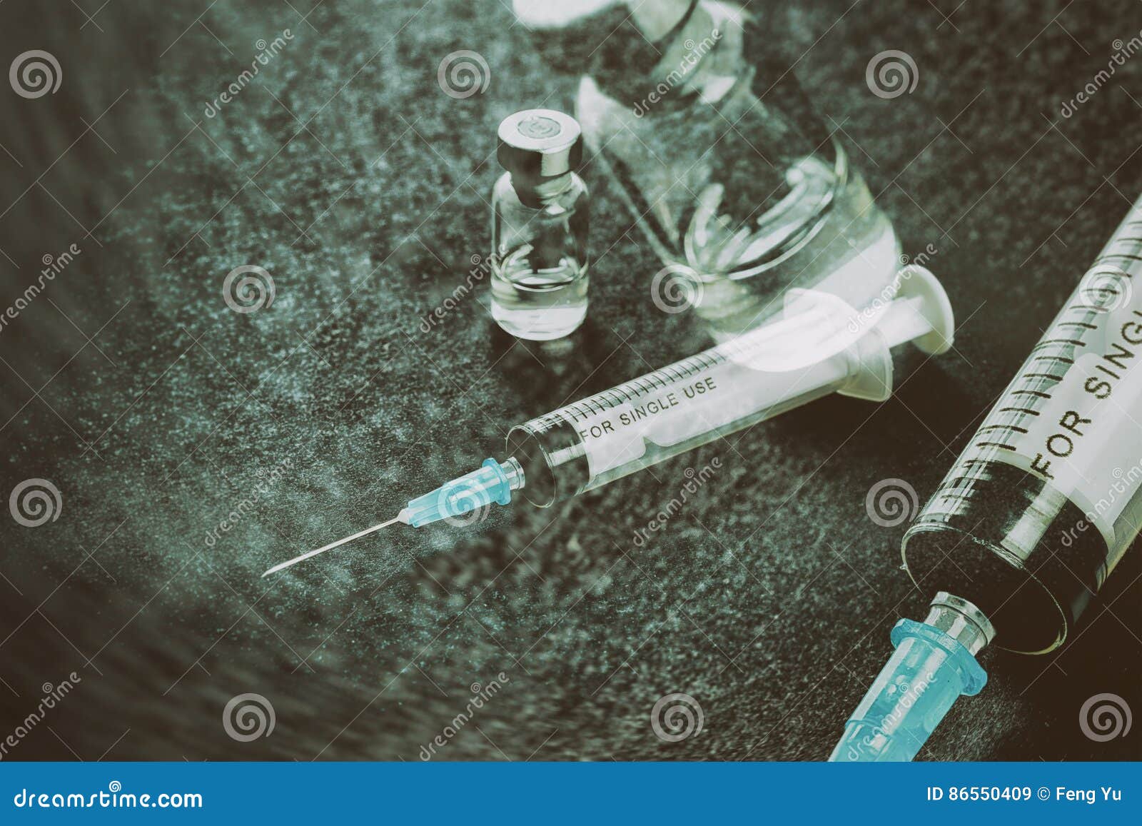 Single use Medical syringe stock image. Image of vial - 86550409