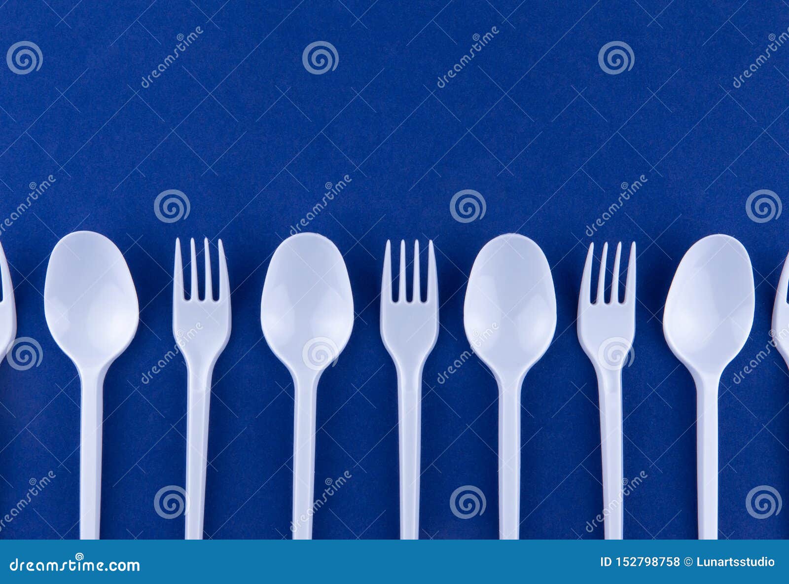 Single-use Plastic Objects, Ecological Pollution. Plastic Waste Stock ...