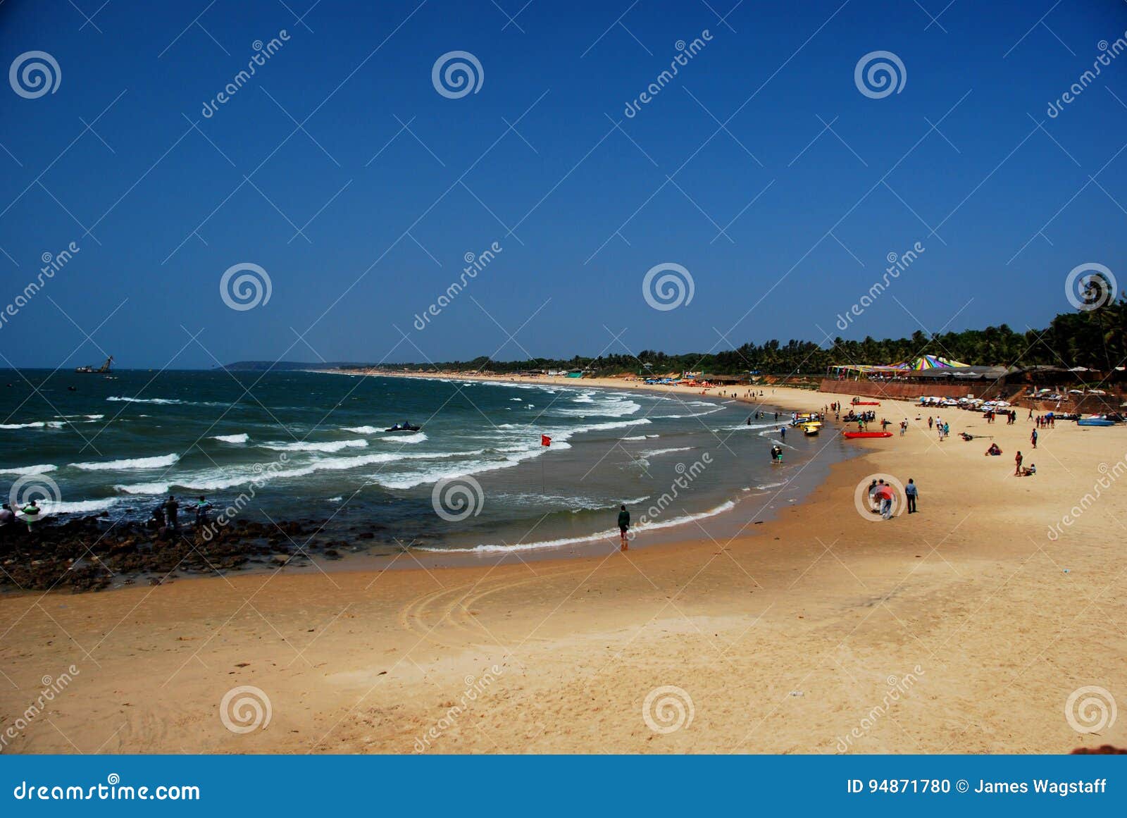 Sinquerim Beach in Candolim Stock Photo - Image of tropical, arabian ...