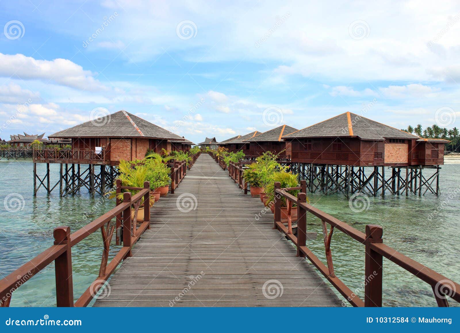 Sipdan Water Village Resort Stock Photo - Image of exotic, hotel: 10312584