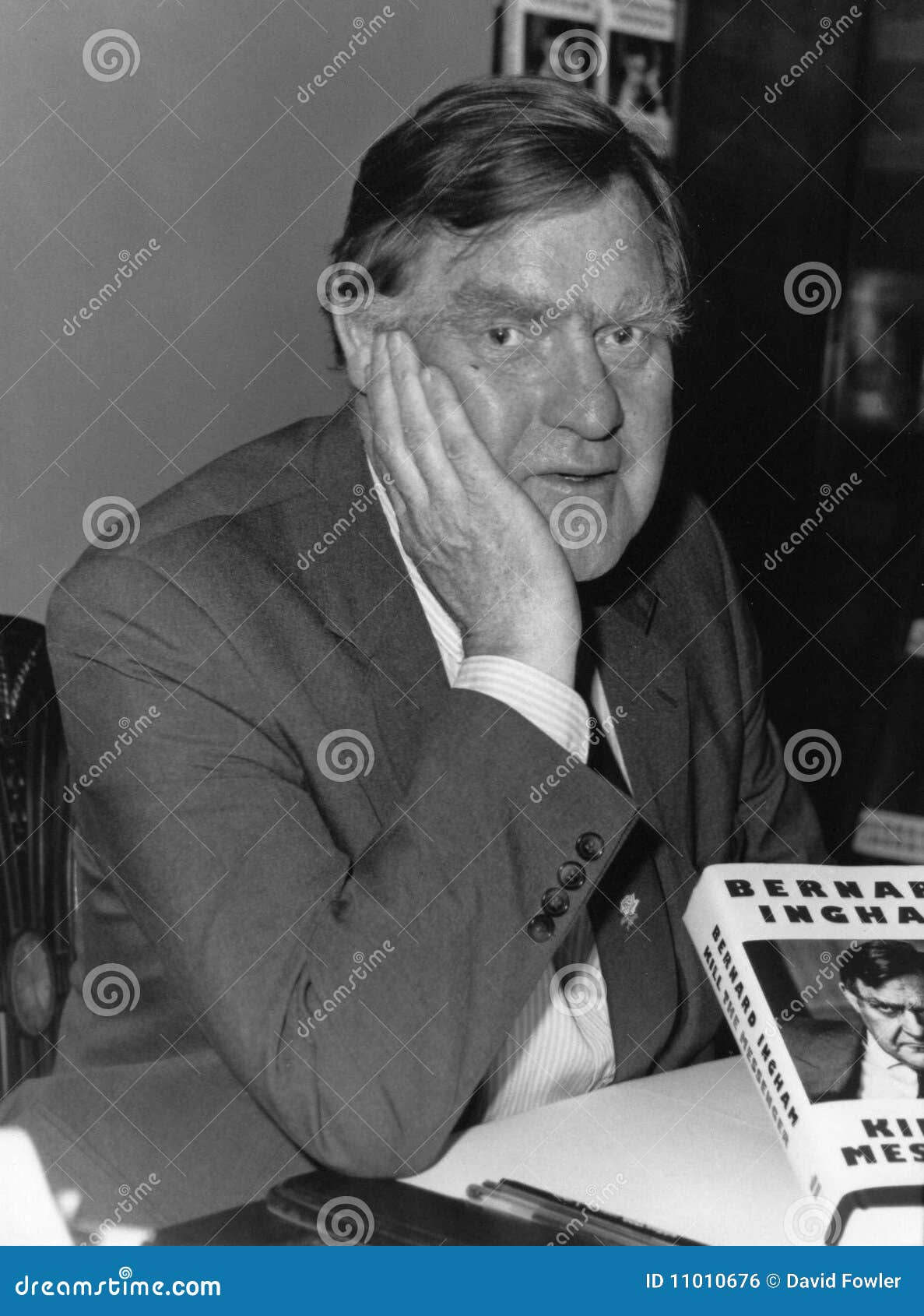 Sir Bernard Ingham editorial photo. Image of launch, journalist - 11010676