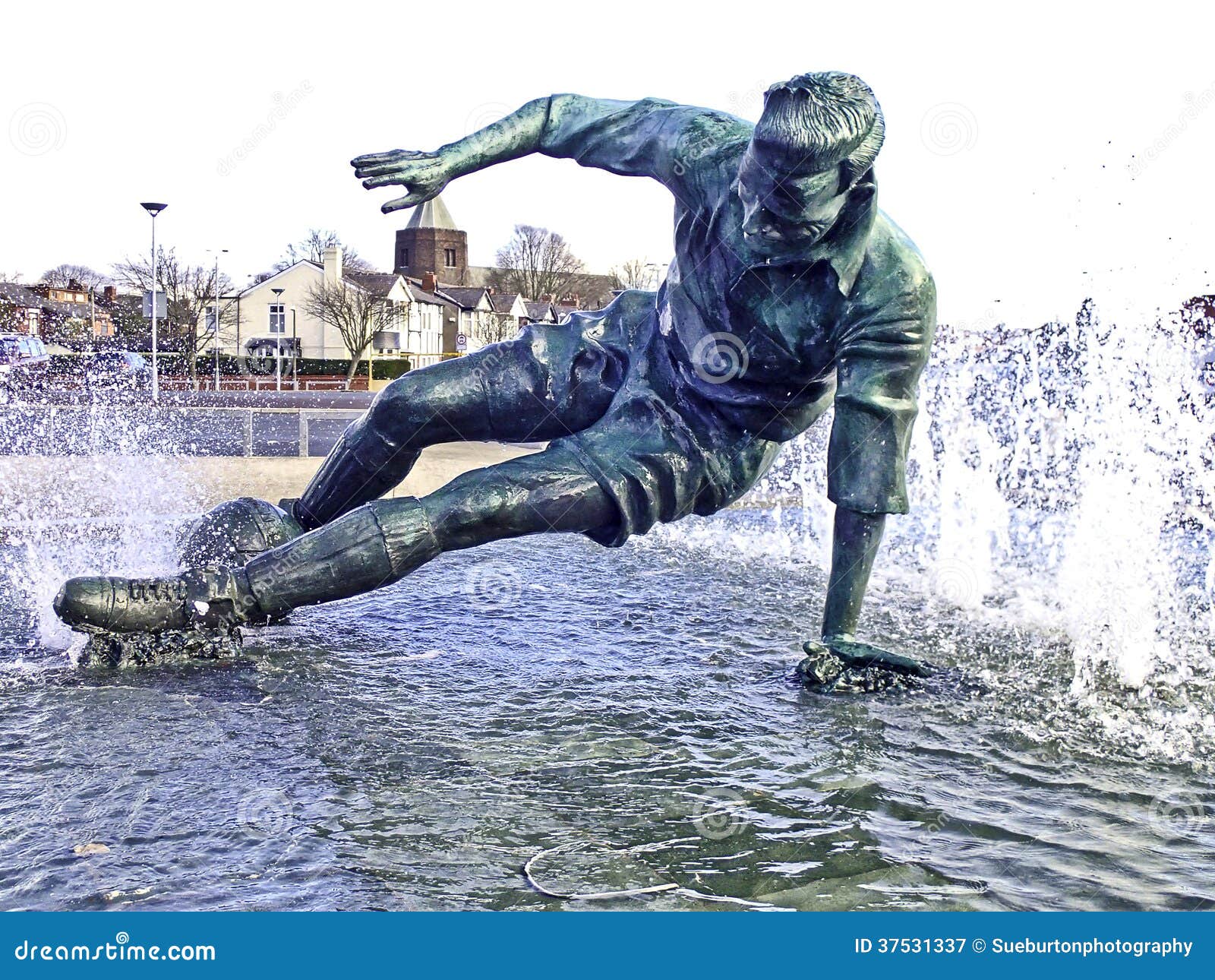 Sir tom finney statue editorial photography. Image of preston - 37531337