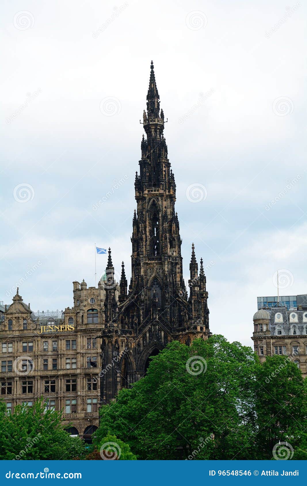 Sir Walter Scott Monument, Edinburgh, Schottland Redaktionelles Foto ...