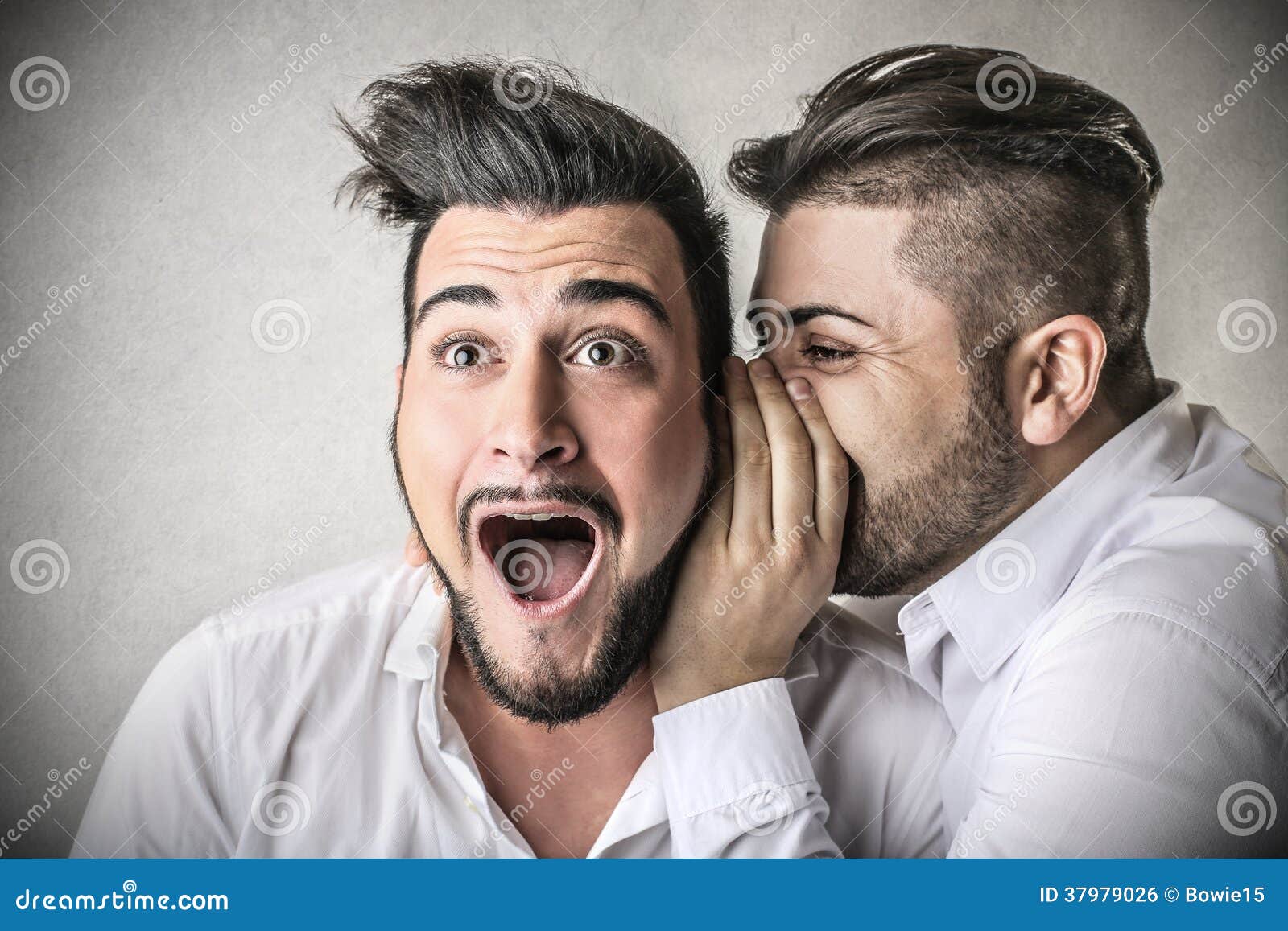 Sirva Decir Un Secreto Otro Foto de archivo - Imagen de asombro, fondo ...