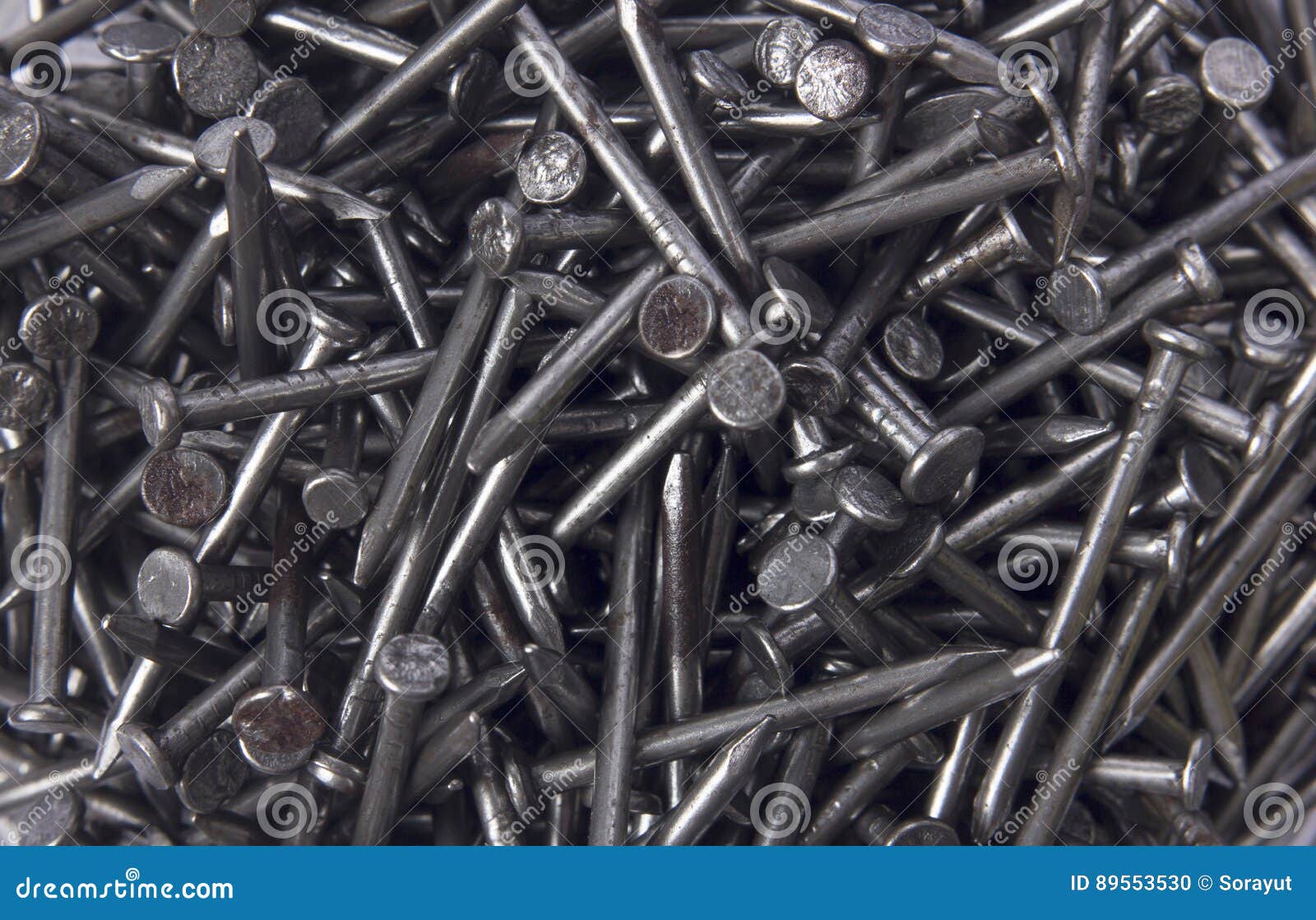 Sistema De Clavos Del Metal Foto de archivo - Imagen de industrial ...