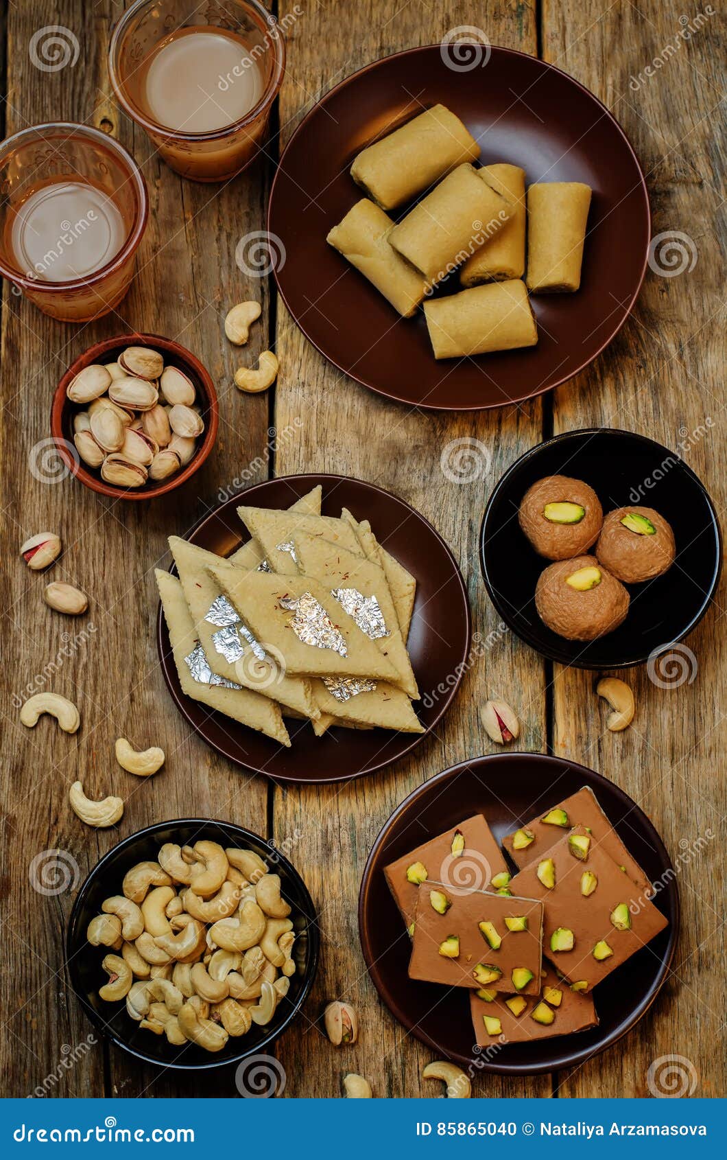 Sistema De Dulces Indios Kaju, Burfi, Sandesh Foto de archivo - Imagen ...