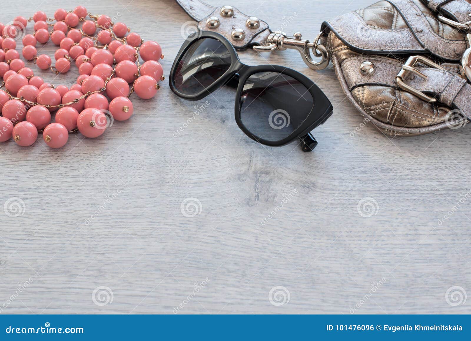 Sistema De Los Complementos Para Las Mujeres Foto de archivo - Imagen ...