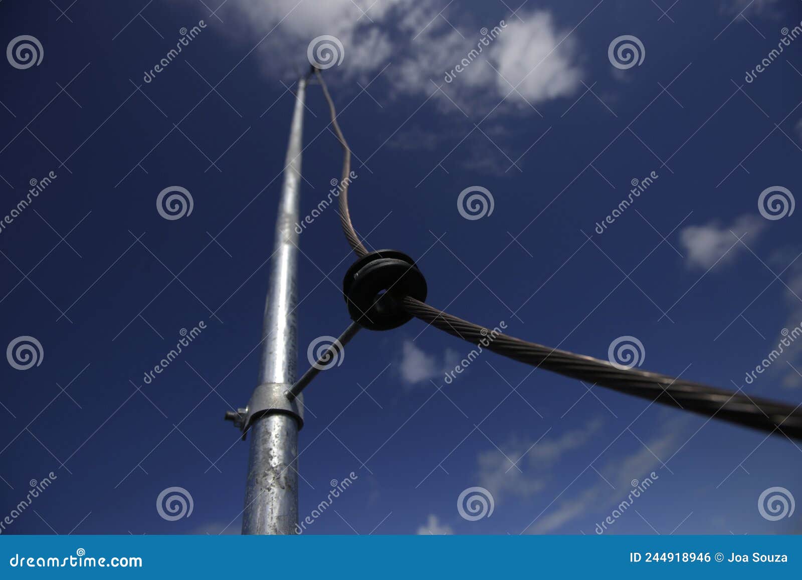 Sistema De Pararrayos En Edificios Foto de archivo - Imagen de cargado ...