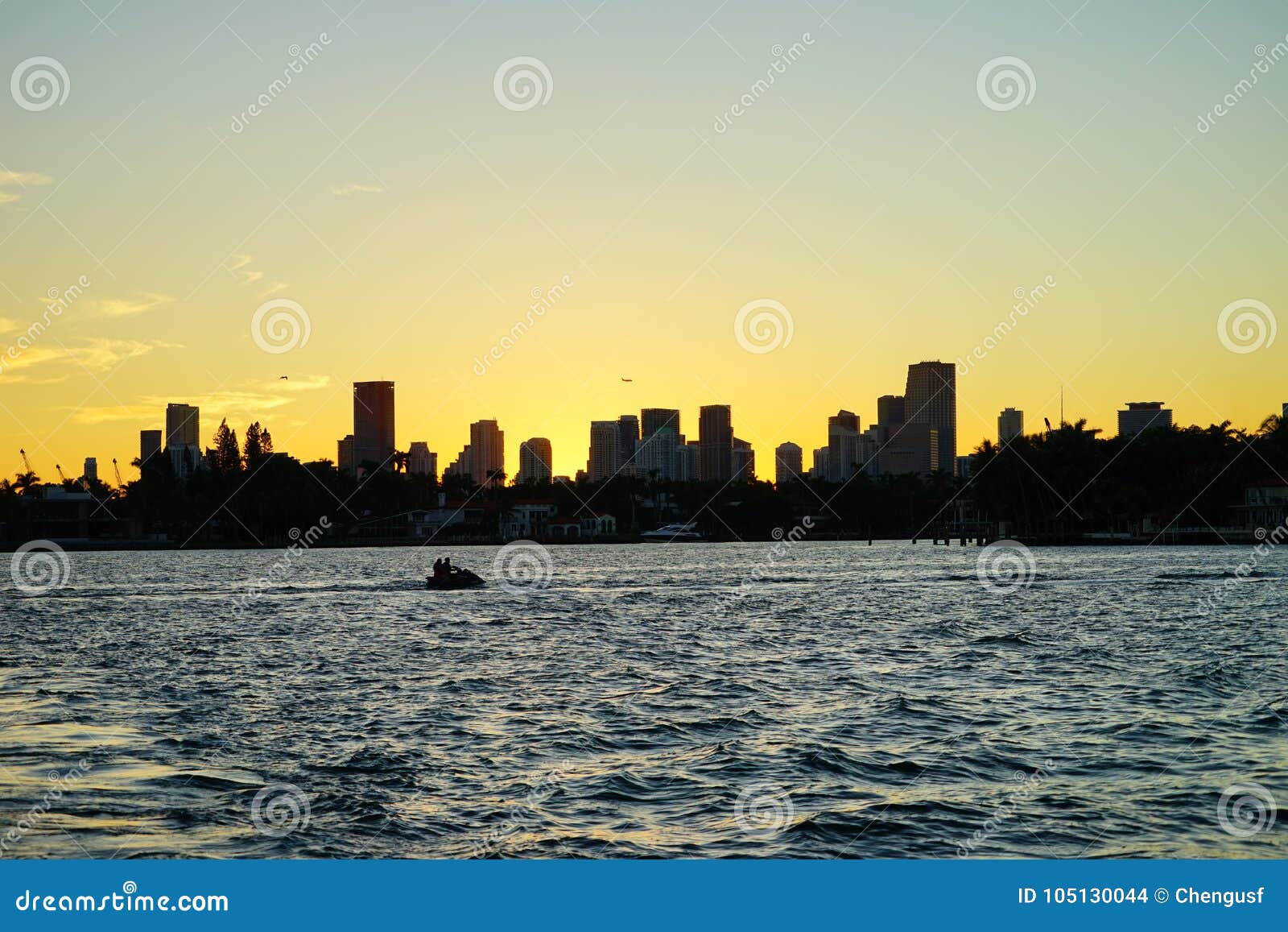 Sistema del sol de Miami foto de archivo. Imagen de america - 105130044