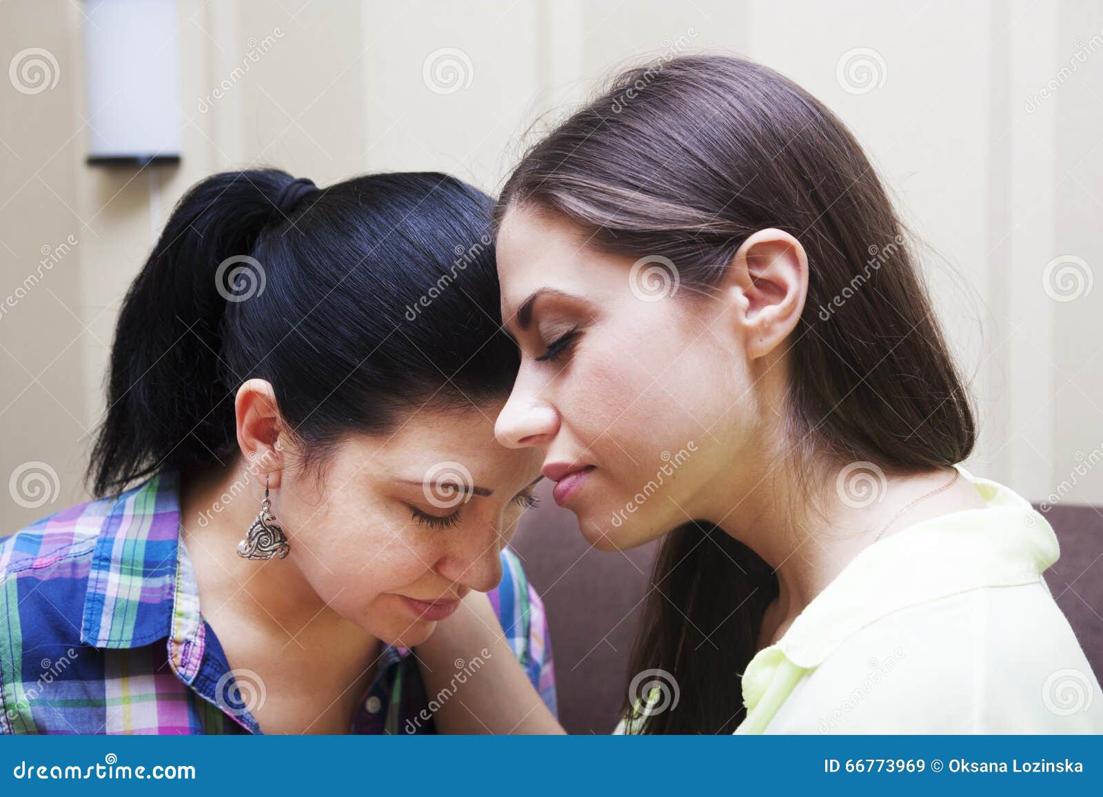 Sisters crying stock image. Image of discussion, difficulties - 66773969