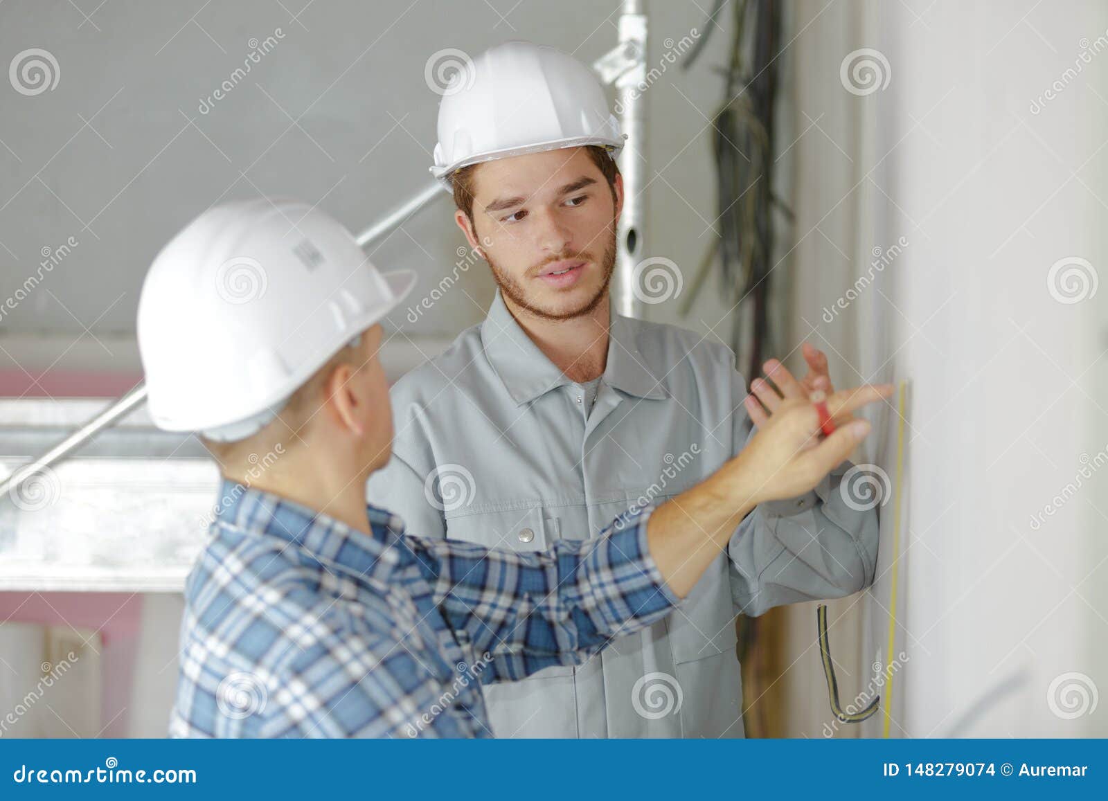Site Inspector Talking with Construction Workers Stock Photo - Image of ...