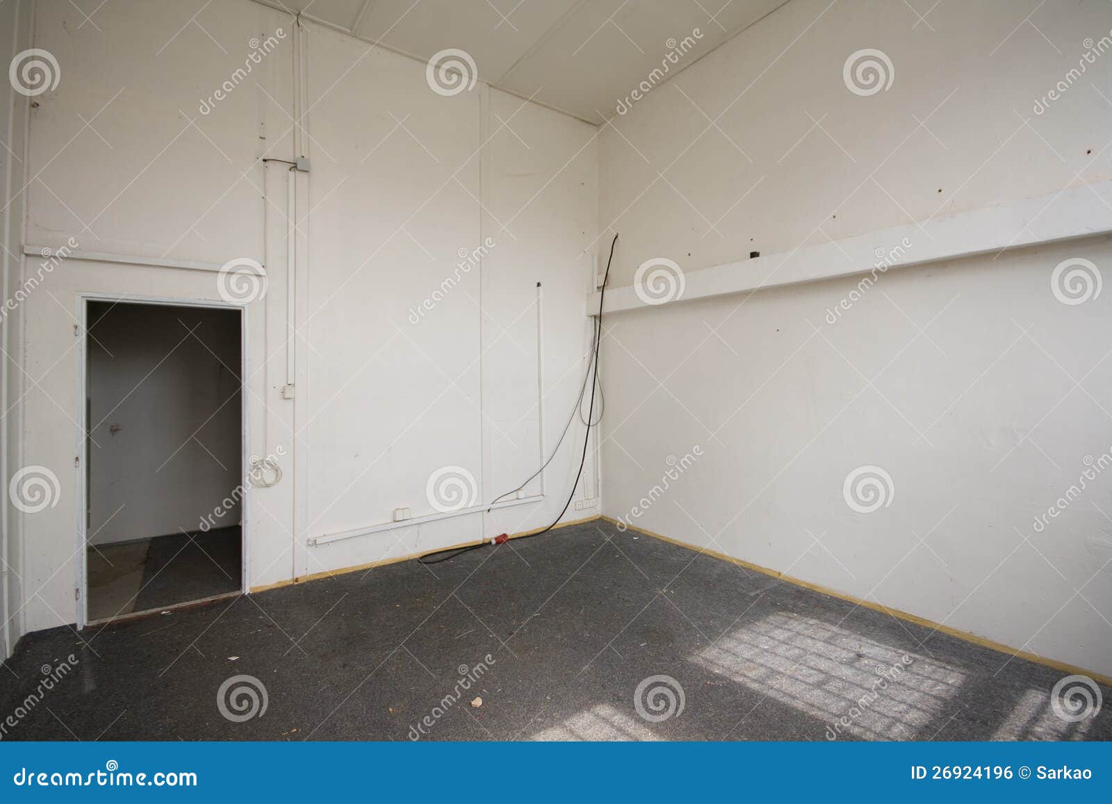 Sitio feo vacío foto de archivo. Imagen de casa, gris - 26924196