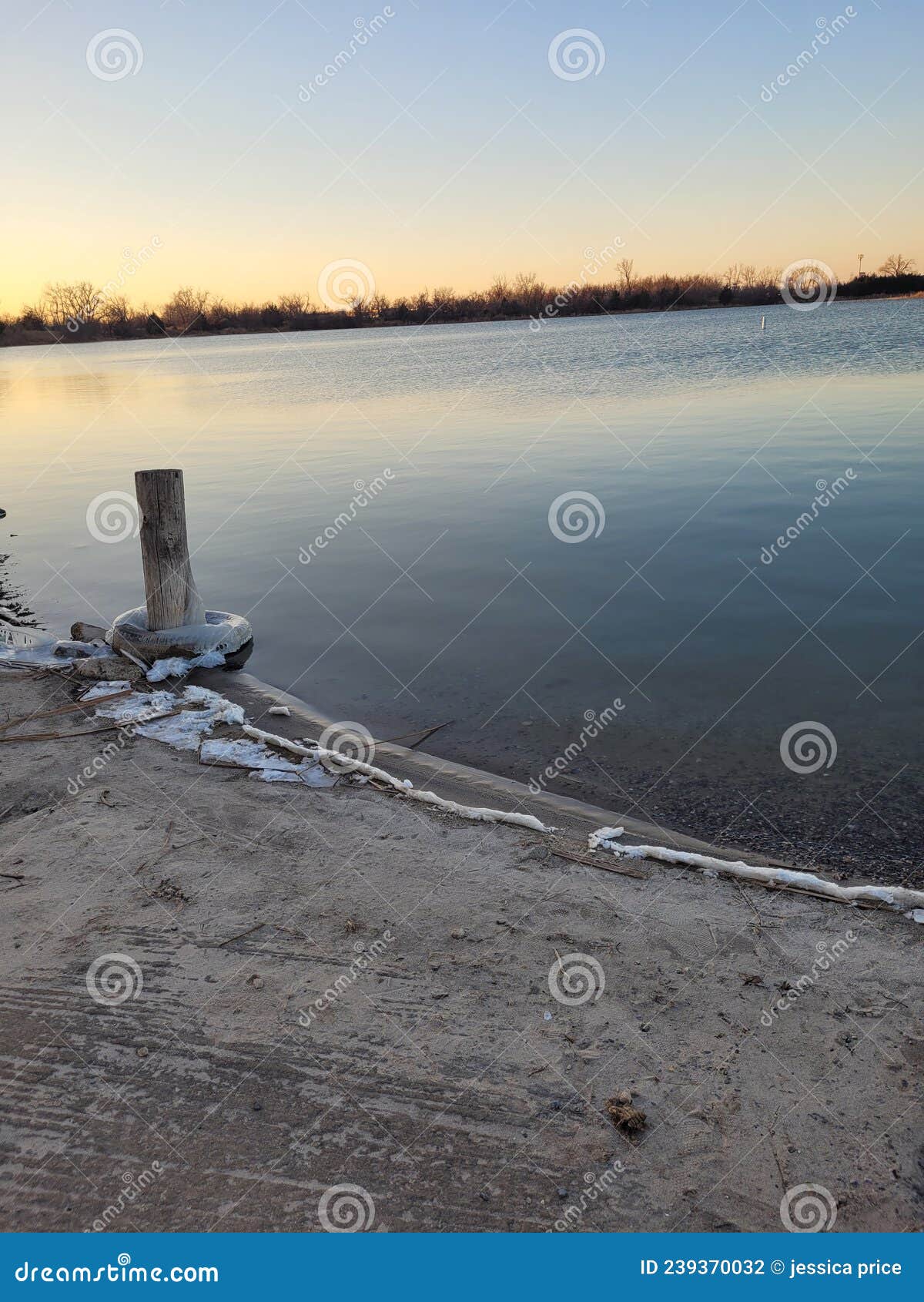 Sitting at the Dock of the Bay Waiting for the Tide Stock Photo - Image ...