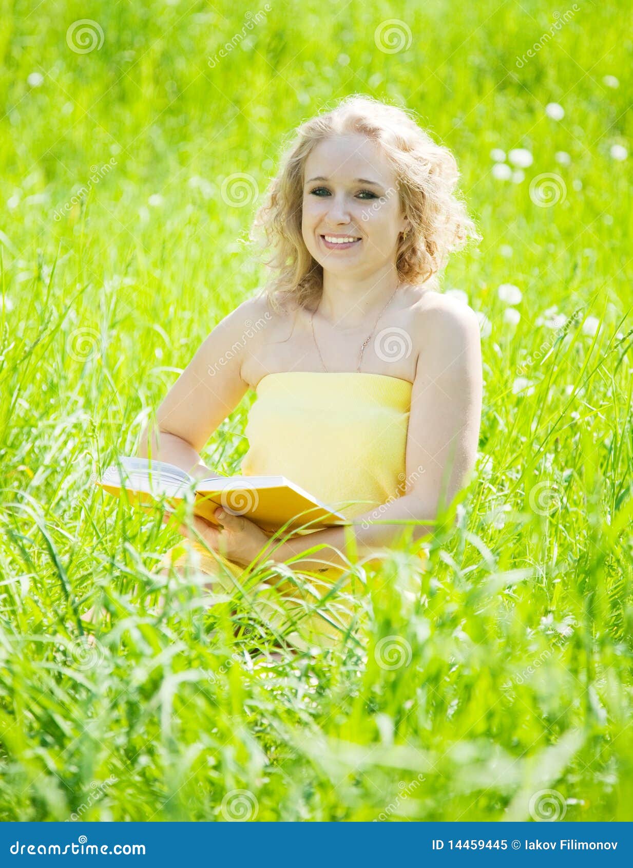Sitting Girl Reading a Book Stock Image - Image of caucasian, beautiful ...