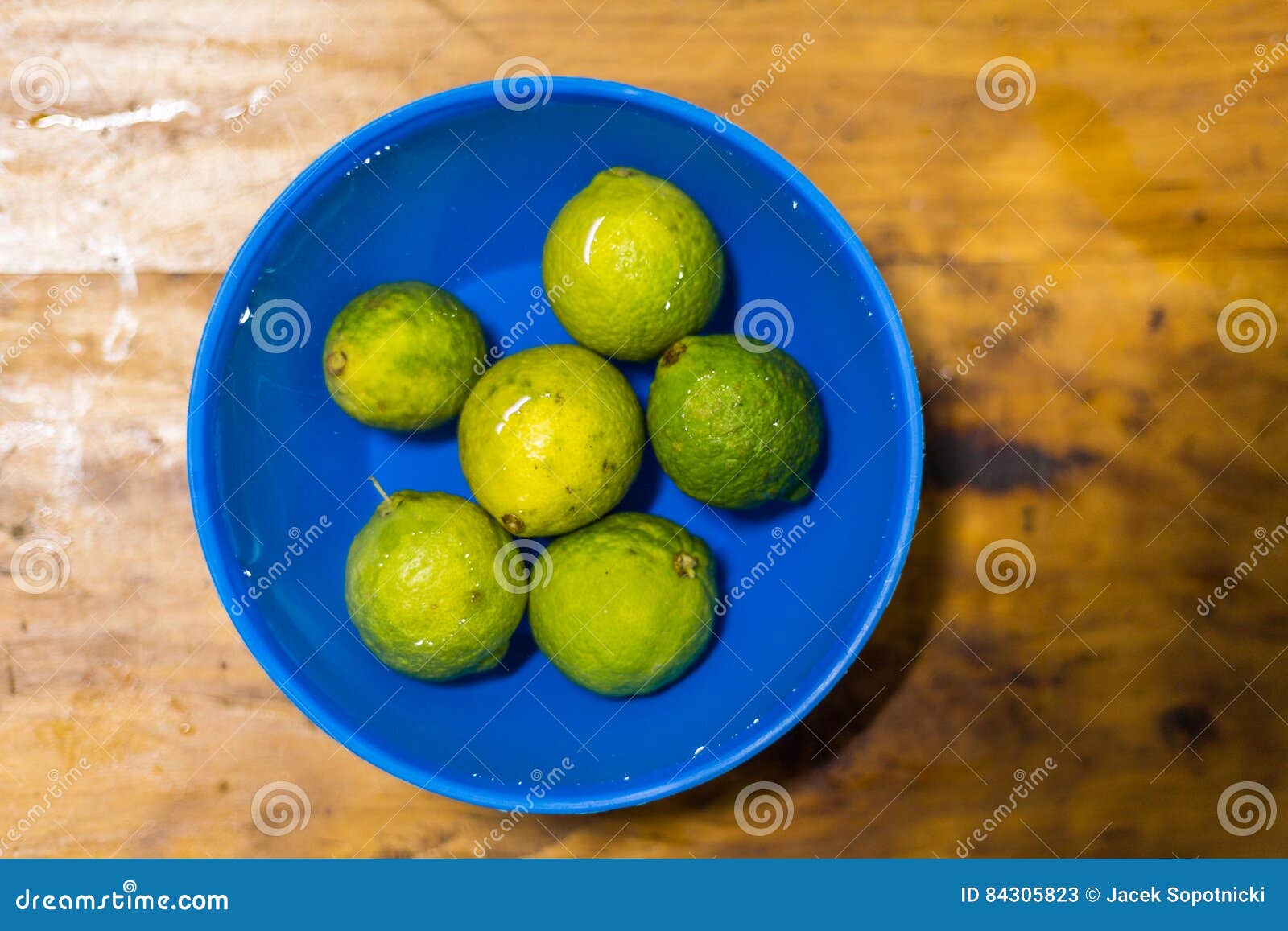 Six African Lemon in Clean Water Stock Image - Image of fruit, fresh ...