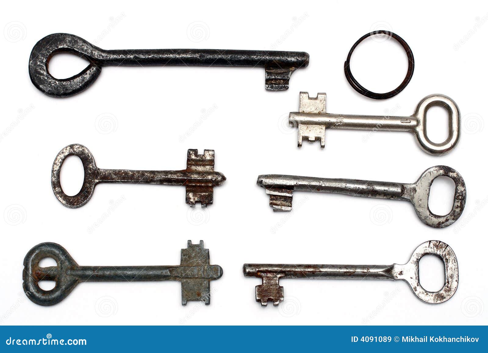 Six Old Rusty Keys and Keyring Stock Image - Image of security, lock ...