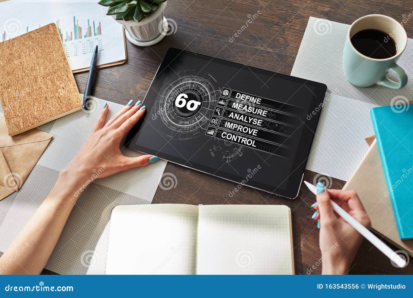 Six Sigma Diagram, Lean Manufacturing Industrial Concept On Screen ...