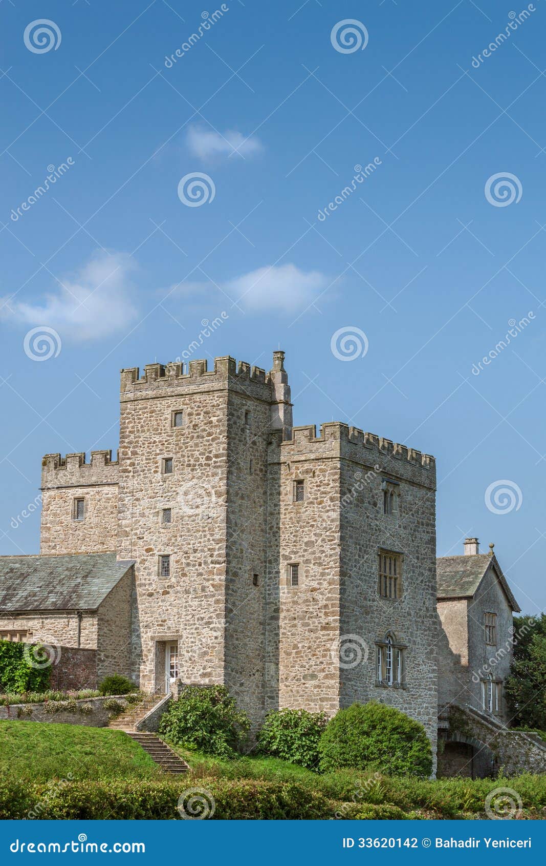 Sizergh Castle editorial photography. Image of lake, cumbria - 33620142