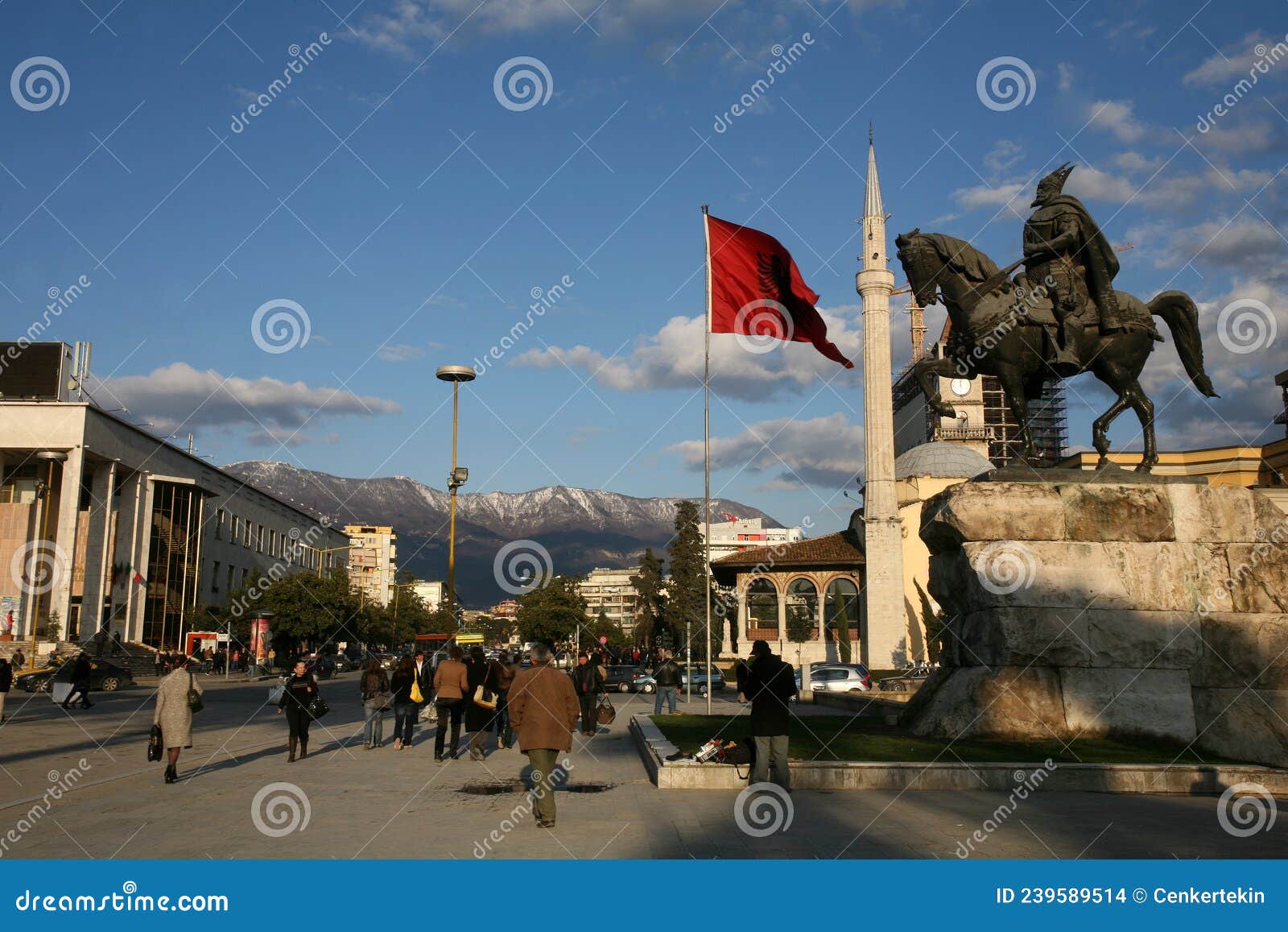 Skanderbeg Statue in Tirana Editorial Stock Image - Image of culture ...