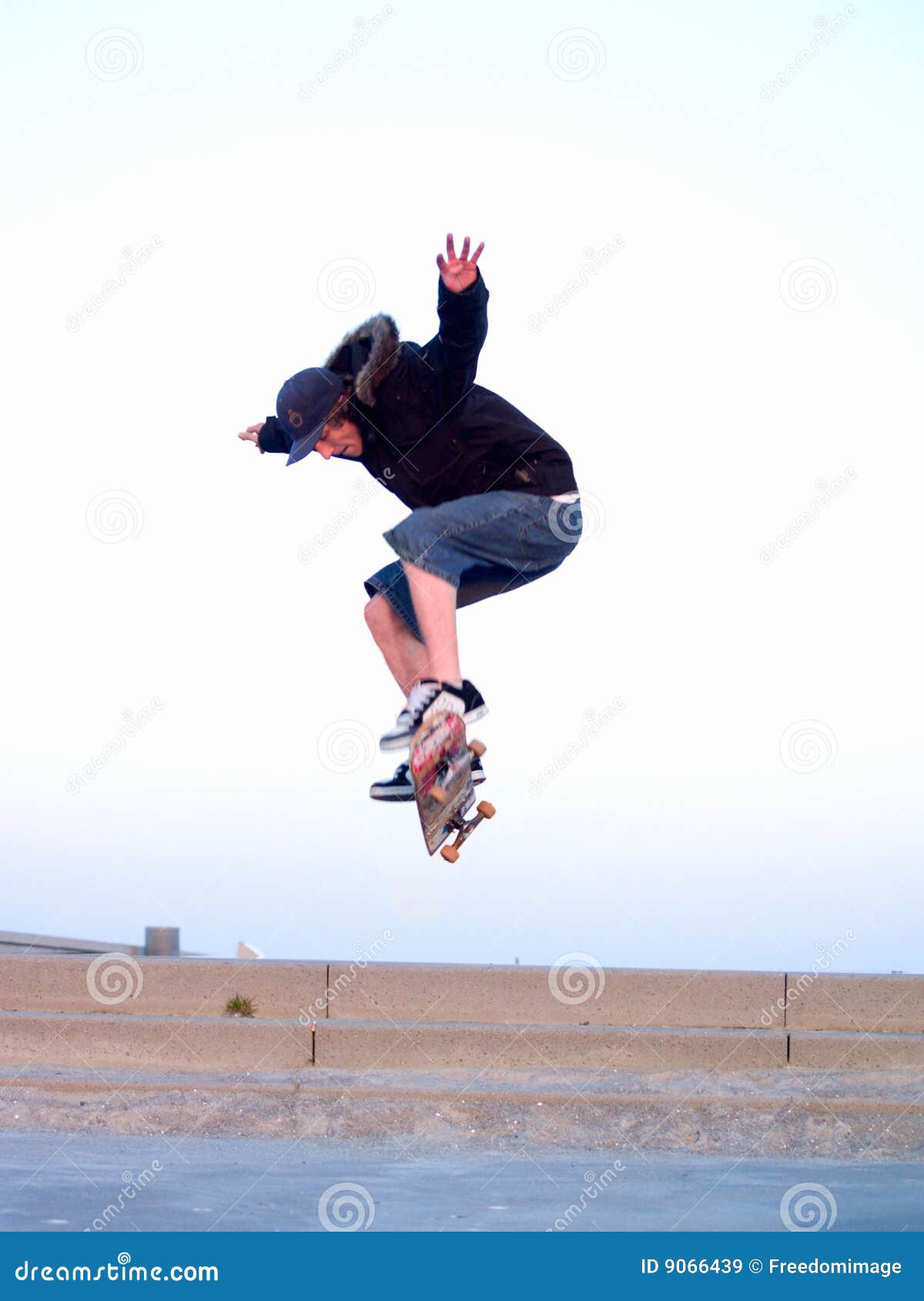 Skateboarder In The Air Doing A Stunt Royalty Free Stock Images - Image ...