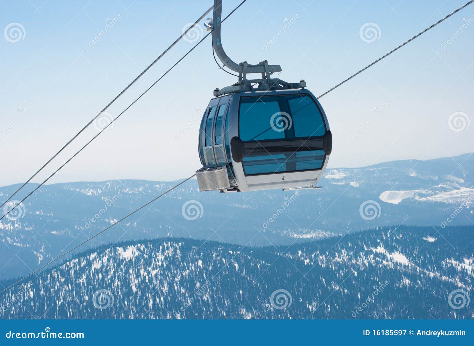 Ski Lift Cable, Ropeway, And Cableway Transport System For Skiers With ...