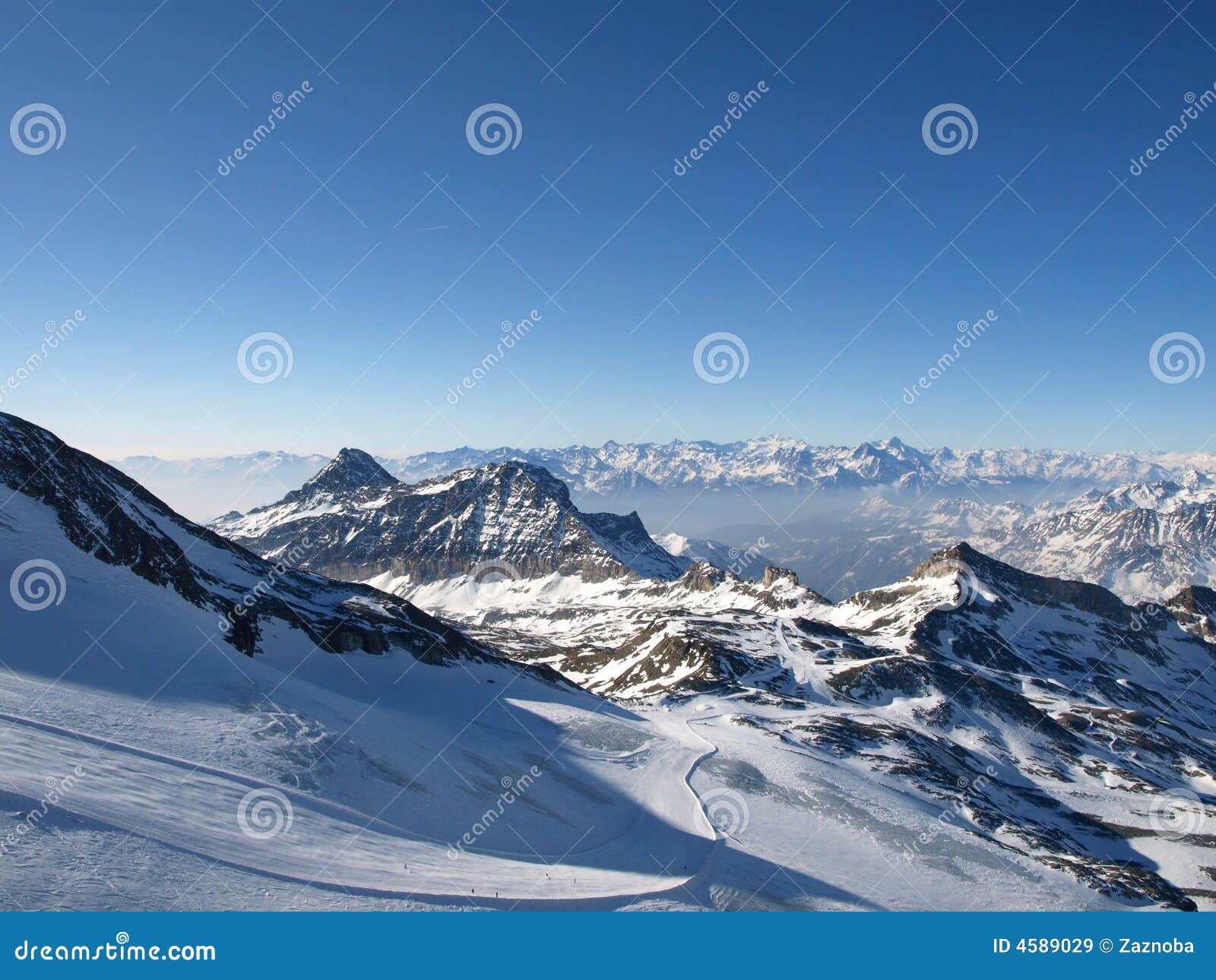 Ski line stock image. Image of line, alpes, mountains - 4589029